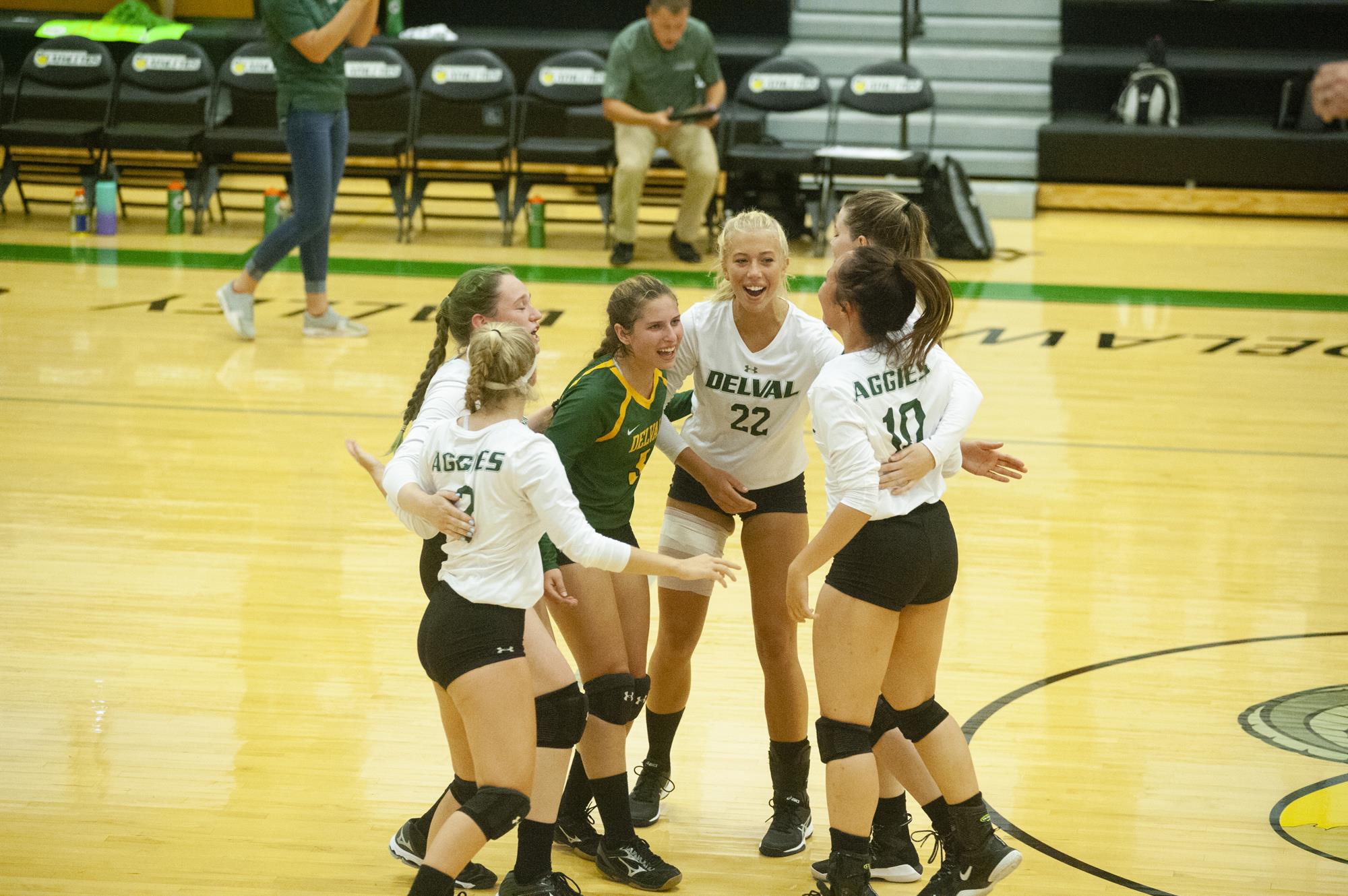 Jess Ellick - Women's Volleyball - Delaware Valley University Athletics