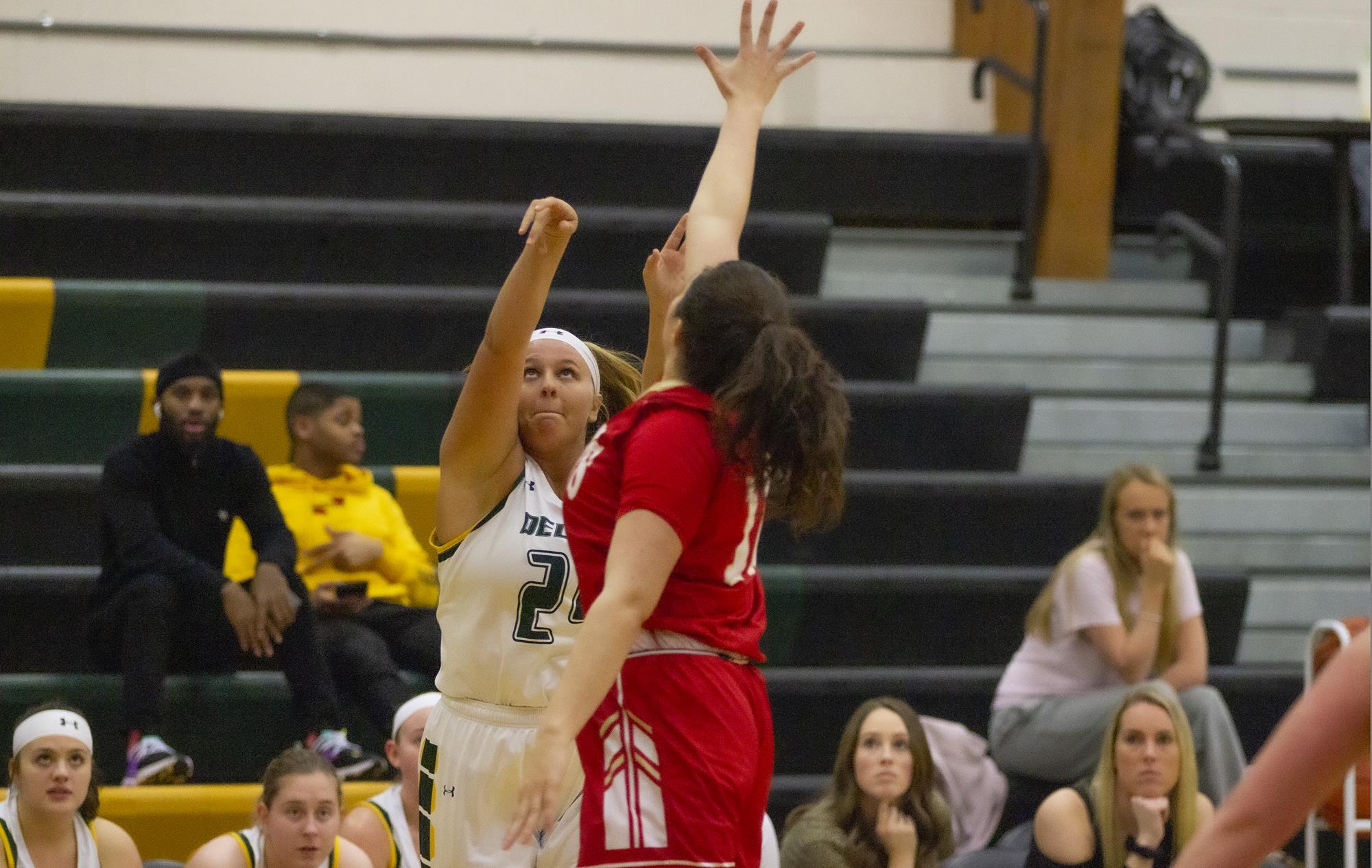 Lauren Moretti - Women's Basketball - Delaware Valley University Athletics
