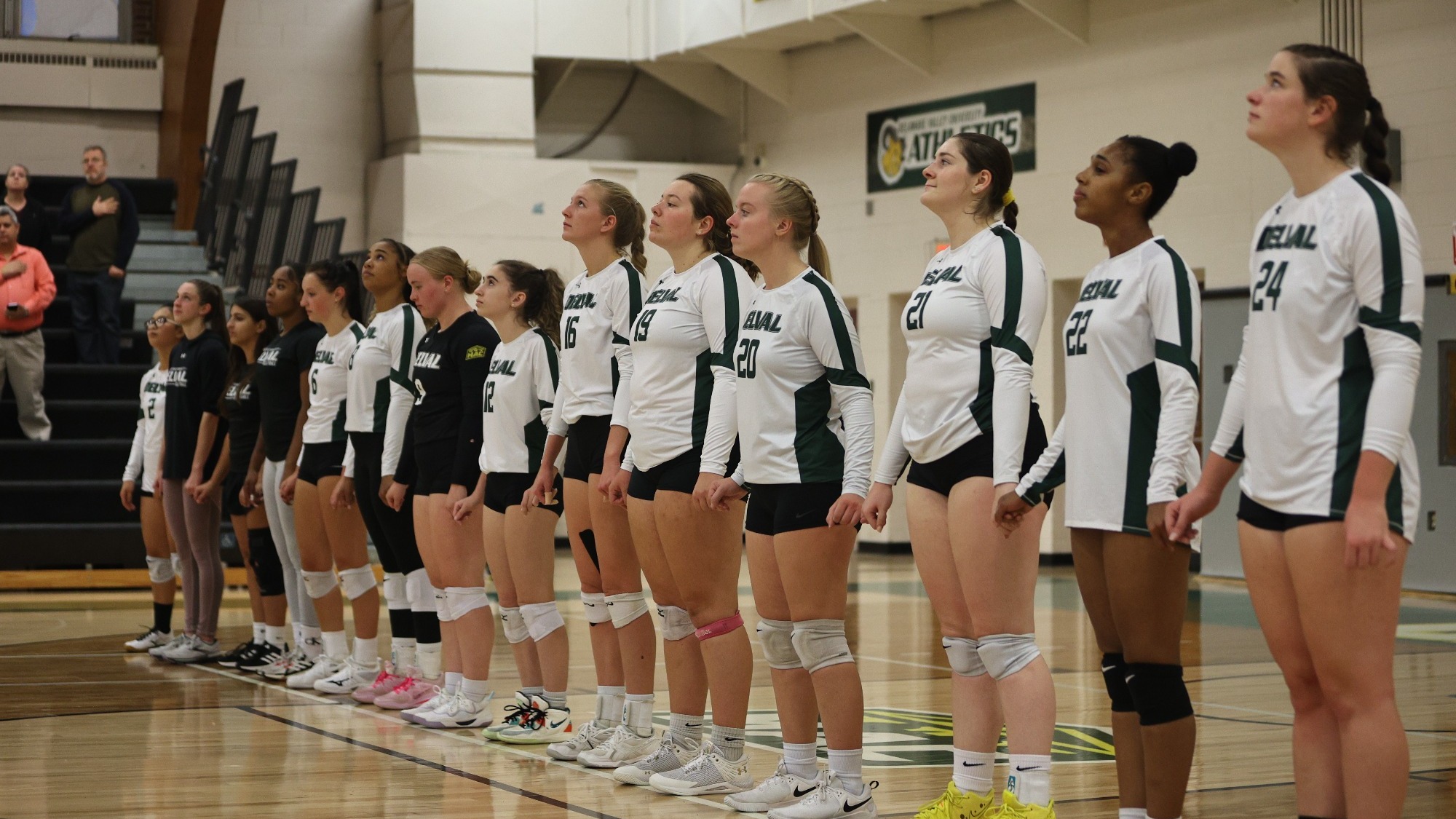 Women’s Volleyball Second Set Win Not Enough, Falls to King’s on the ...