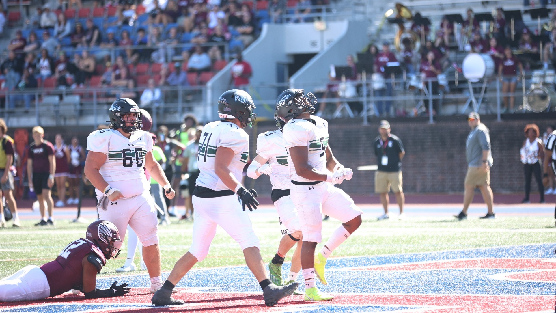 White's 250 Yards And Four Touchdowns Leads #24 DelVal Football Past ...