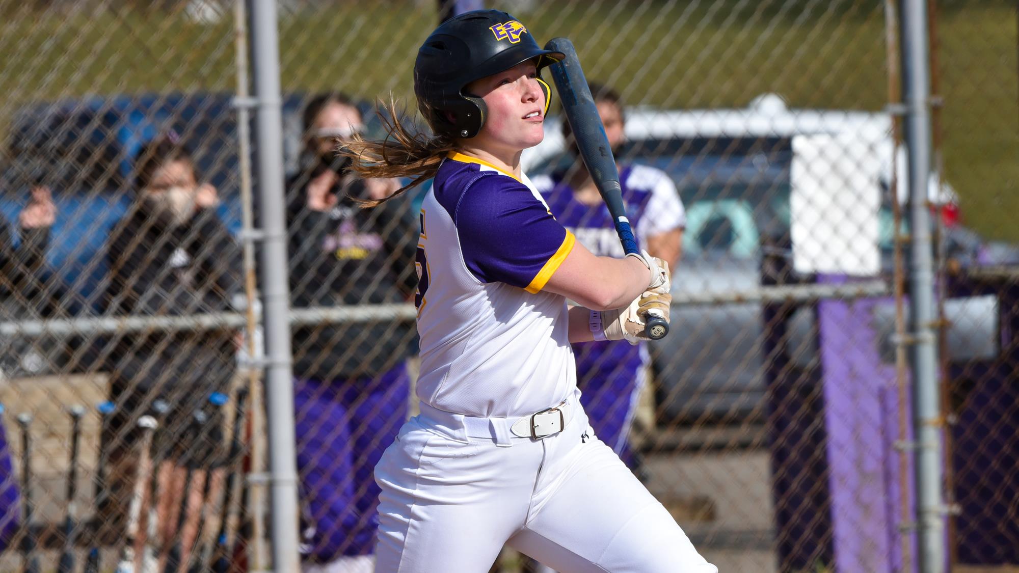 Softball Splits Twinbill with Houghton, Earns First Win of 2021 Season ...