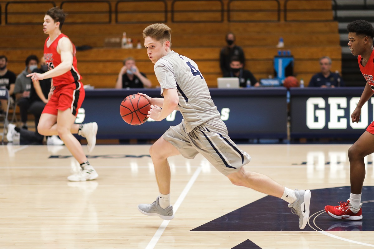 Bruins Overcome Early Miscues, Win Big At Home - George Fox University