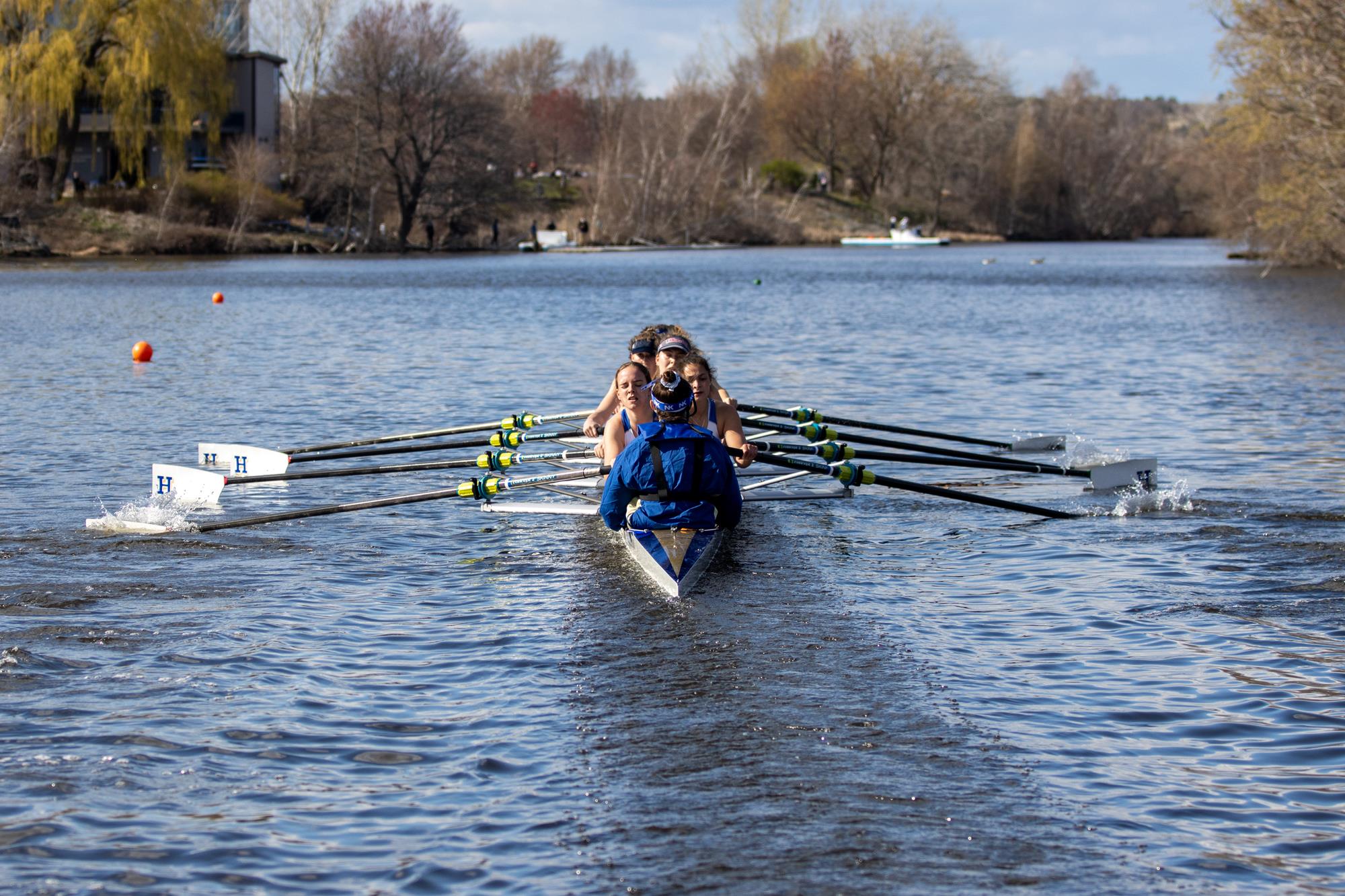 Women’s rowing varsity eight beats Williams on Erie Canal - Hamilton ...