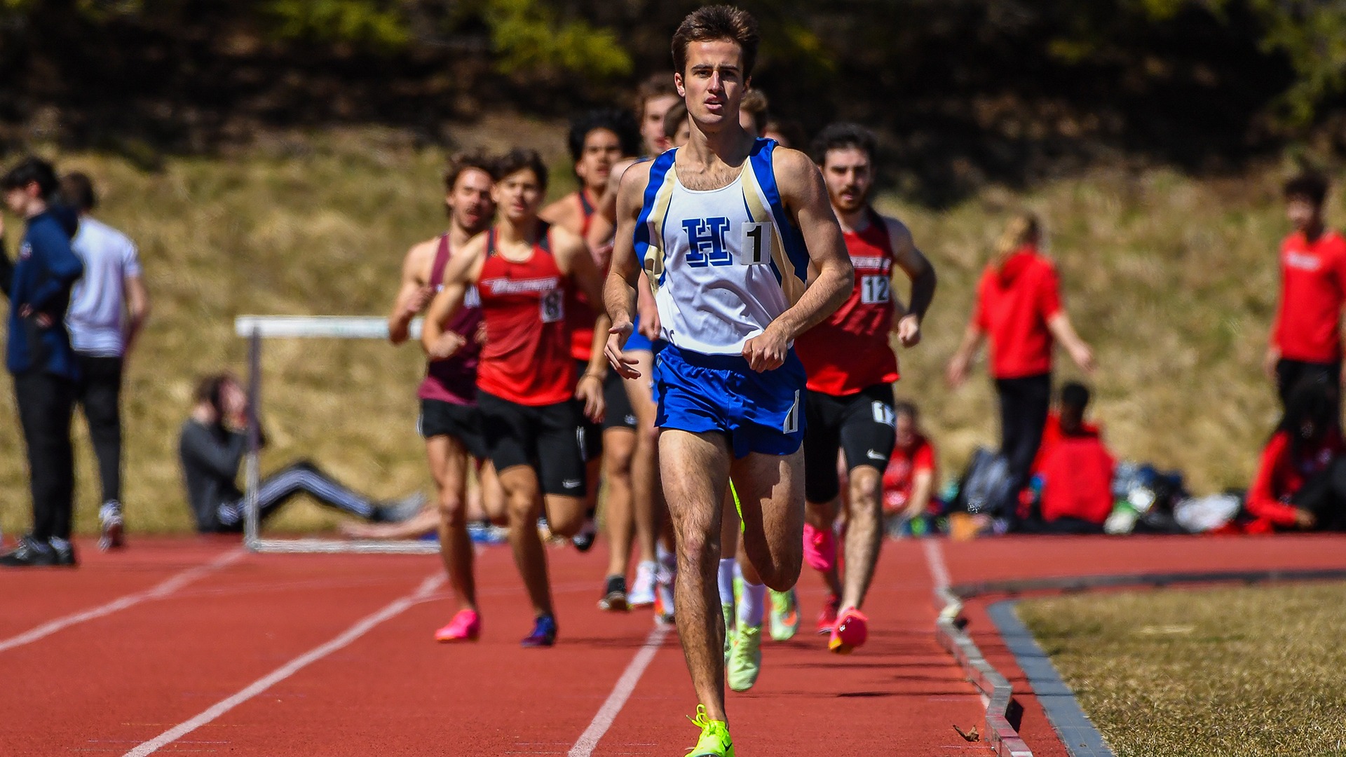 Men's track and field finishes runner-up at Utica Spring Invite ...