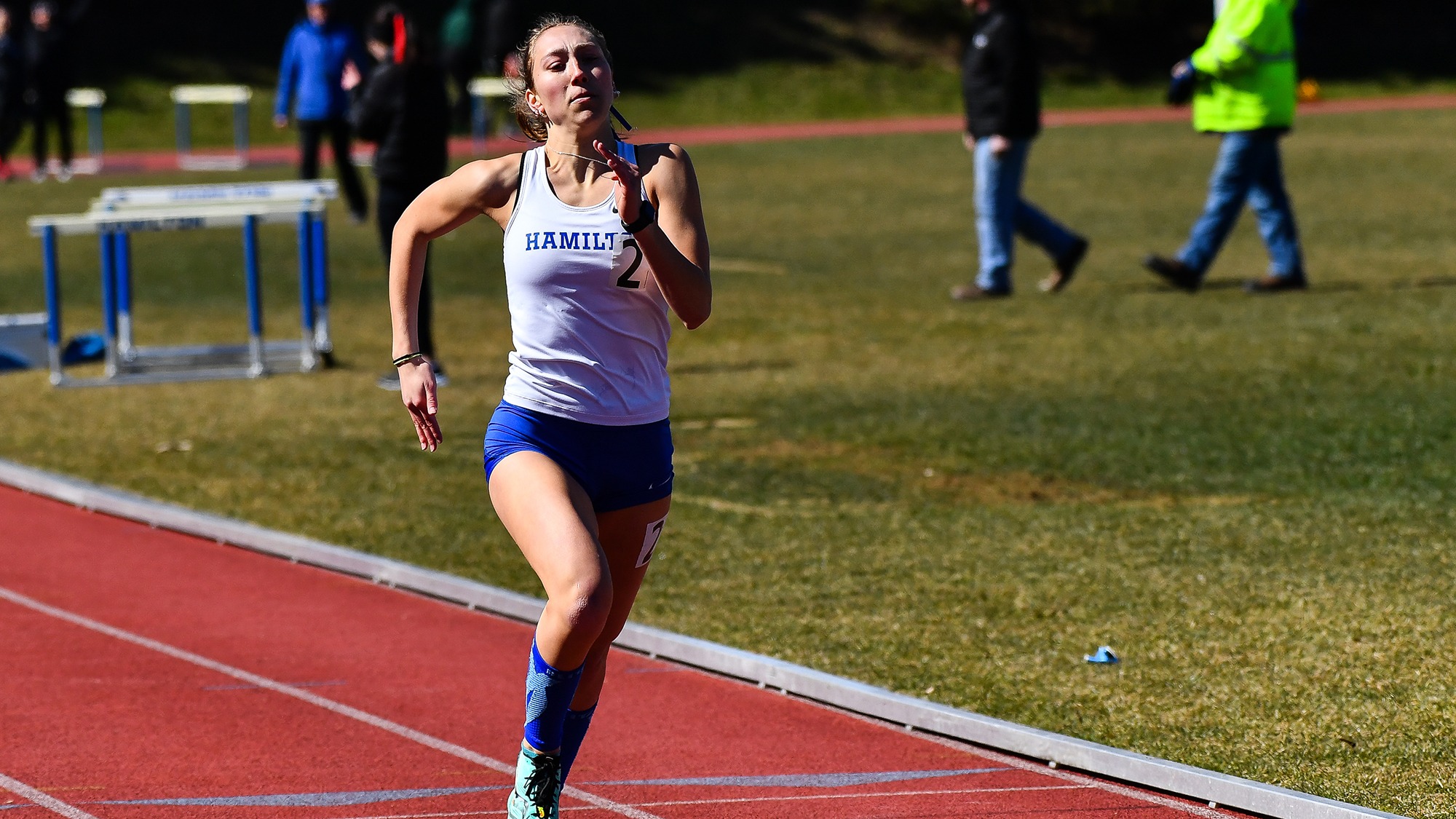 Women's track and field wins 7 events in Hamilton outdoor meet ...