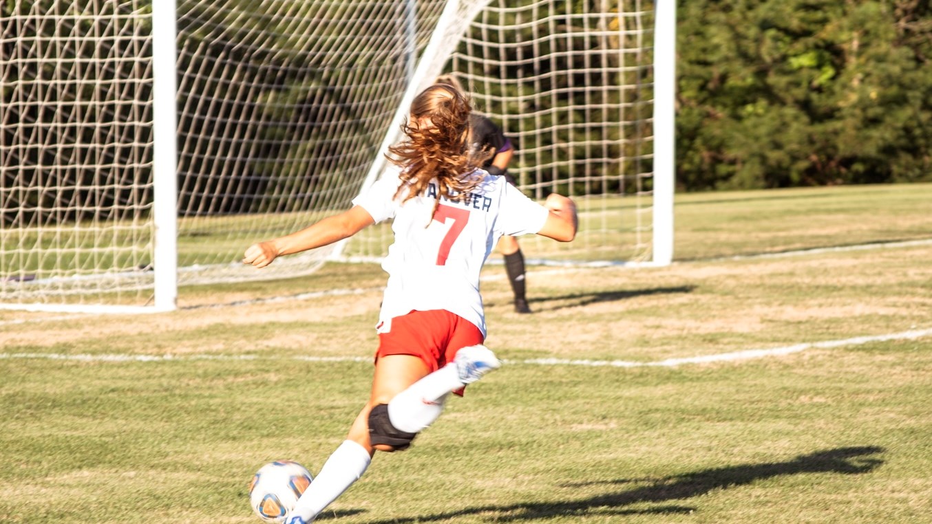 Second half surge pace Panthers to victory - Hanover College