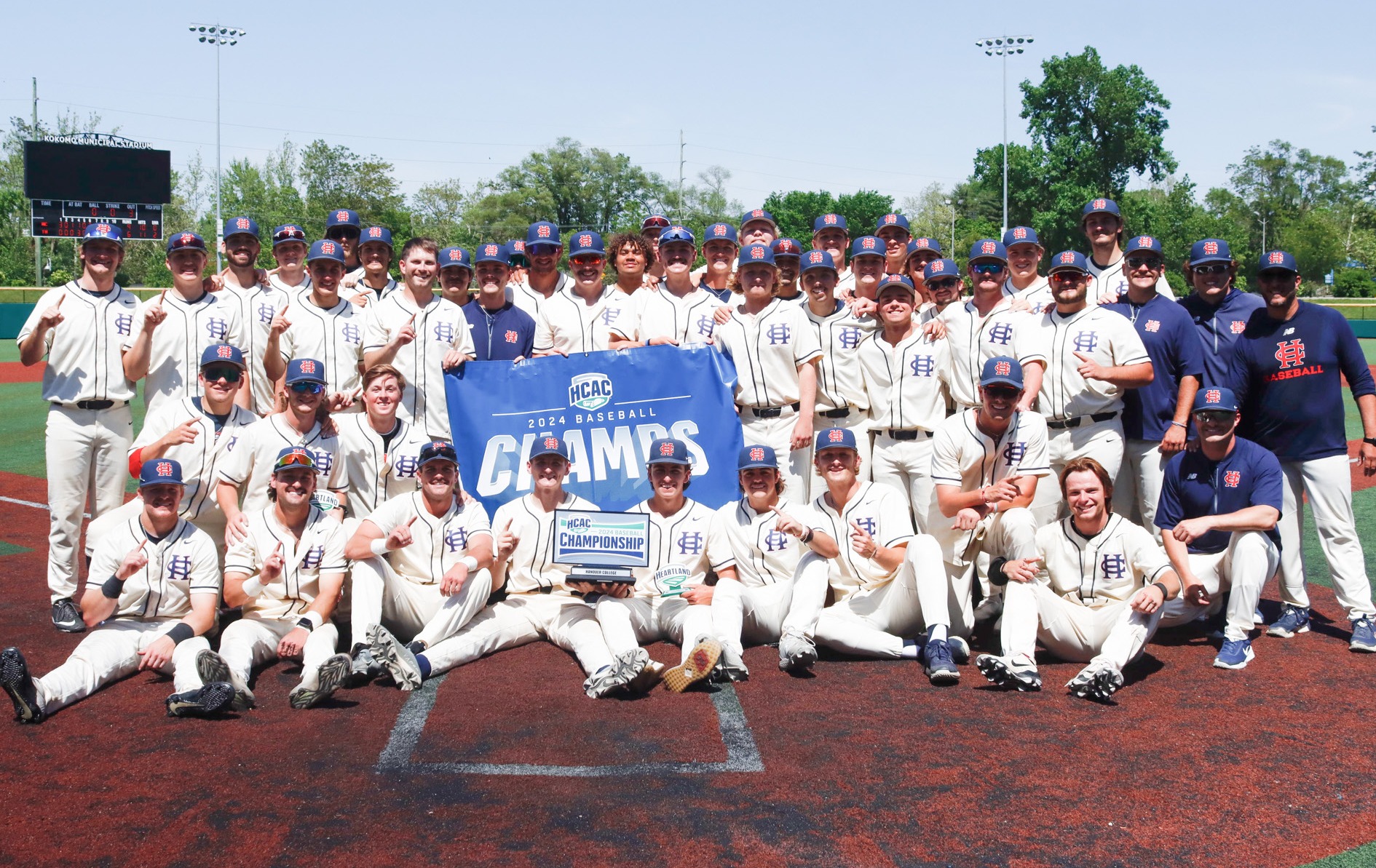 Panthers win program's first HCAC Tournament Title - Hanover College