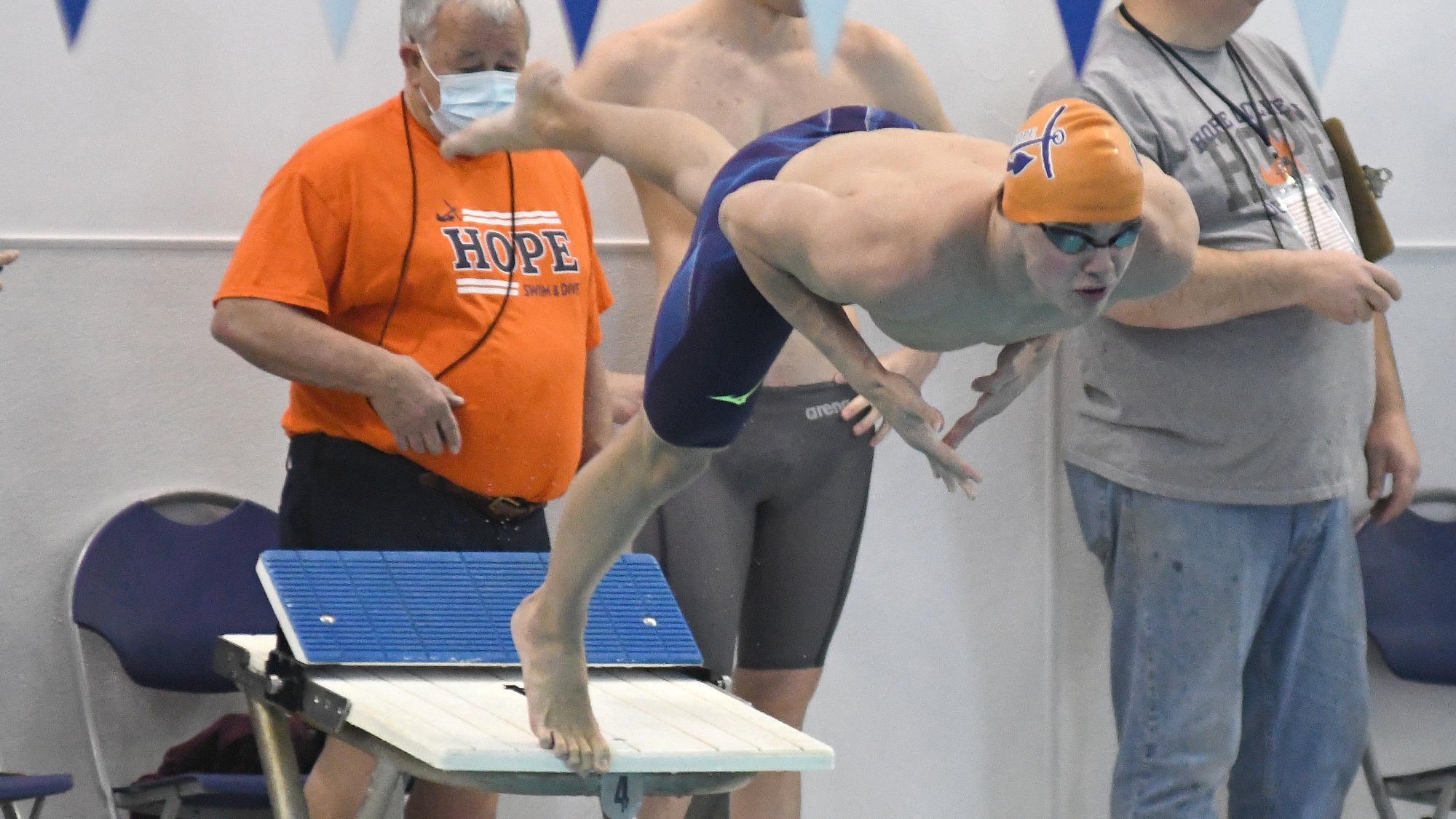 Men's Swim/Dive Ranked in Top 20 Nationally in Six Events - Hope College