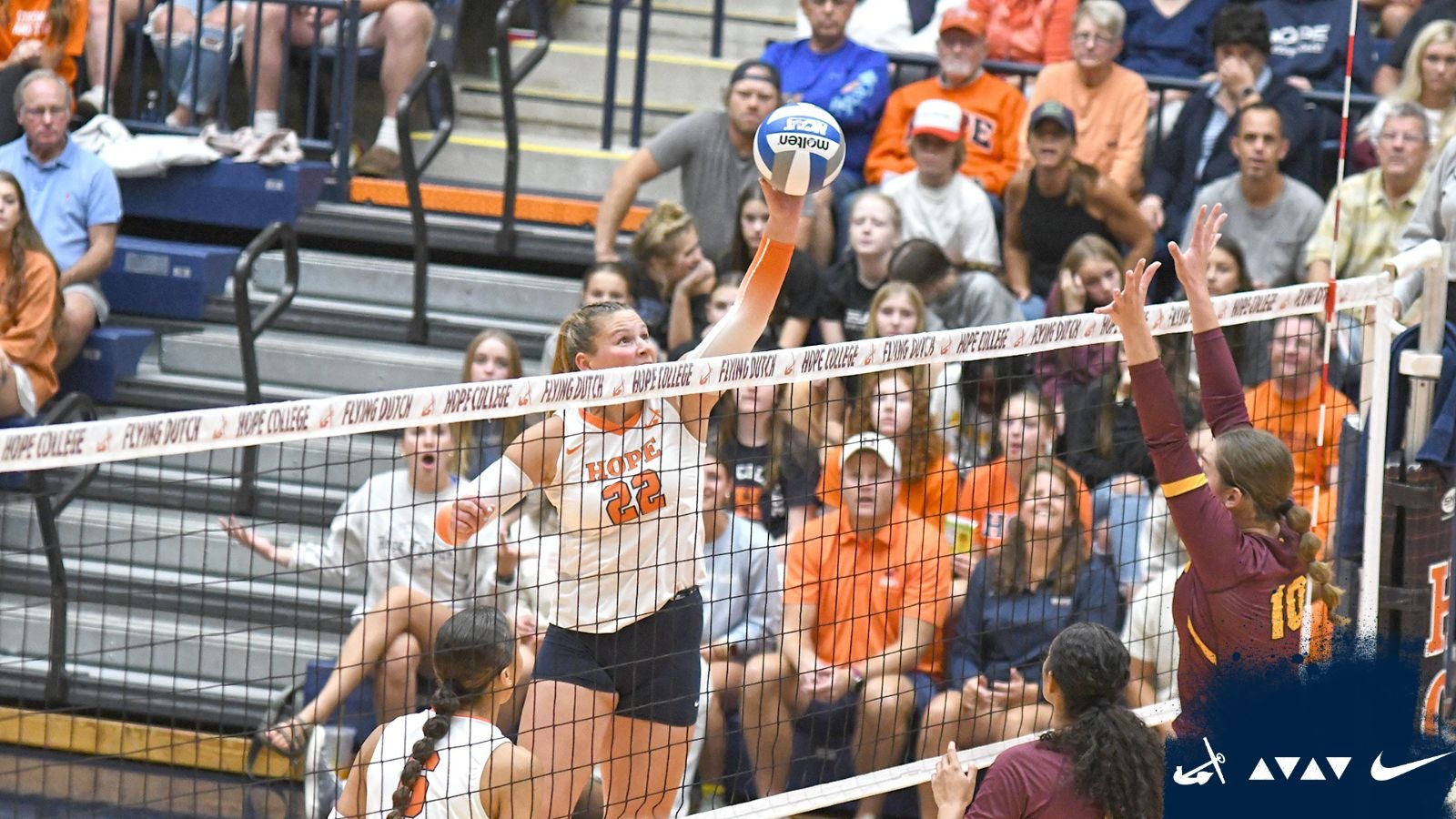 Volleyball Serves Up Victory in Top 10 Matchup vs. Calvin - Hope College