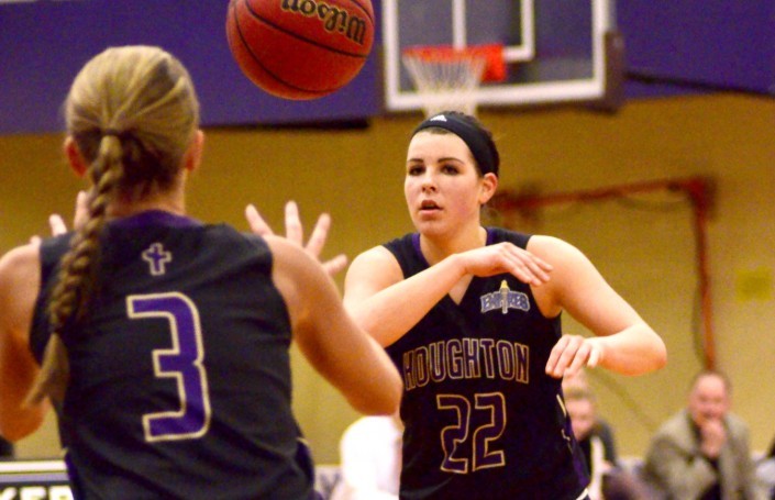 Hannah Fink - Women's Basketball - Houghton University Athletics