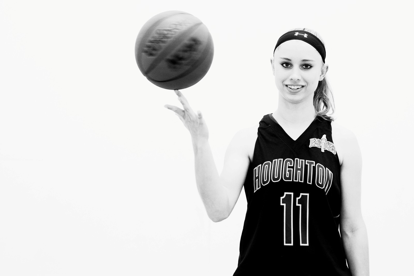 Elle Reed - Women's Basketball - Houghton University Athletics