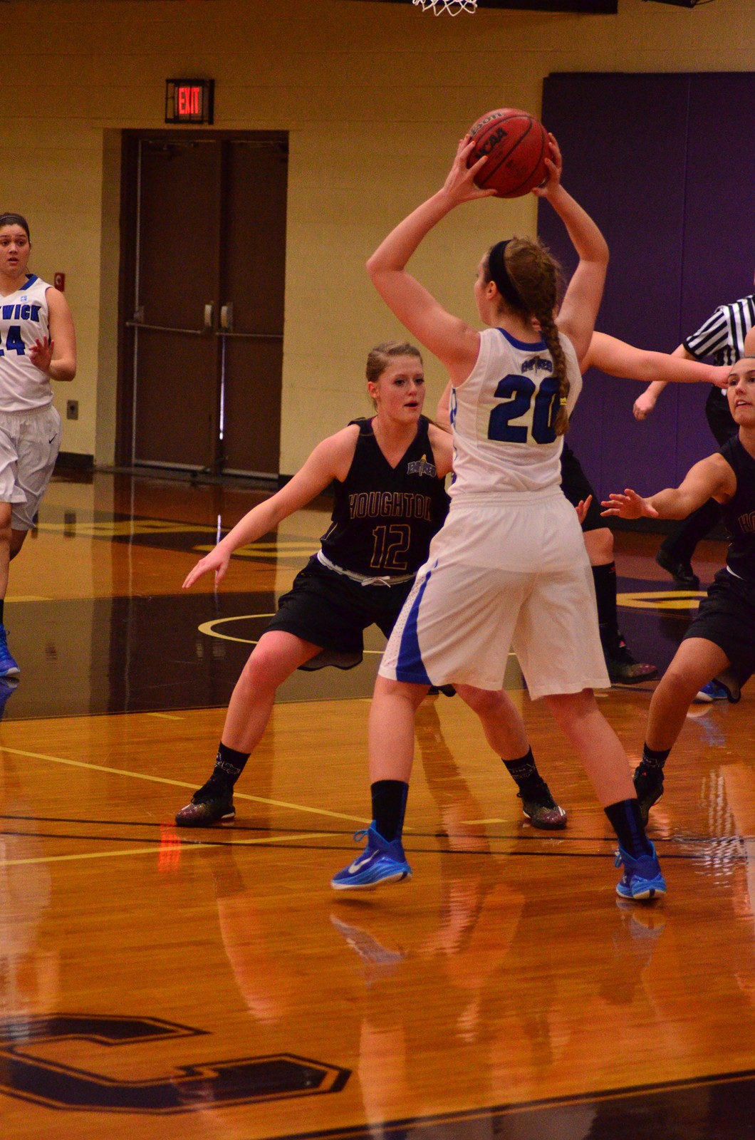 Esther Webb - Women's Basketball - Houghton University Athletics
