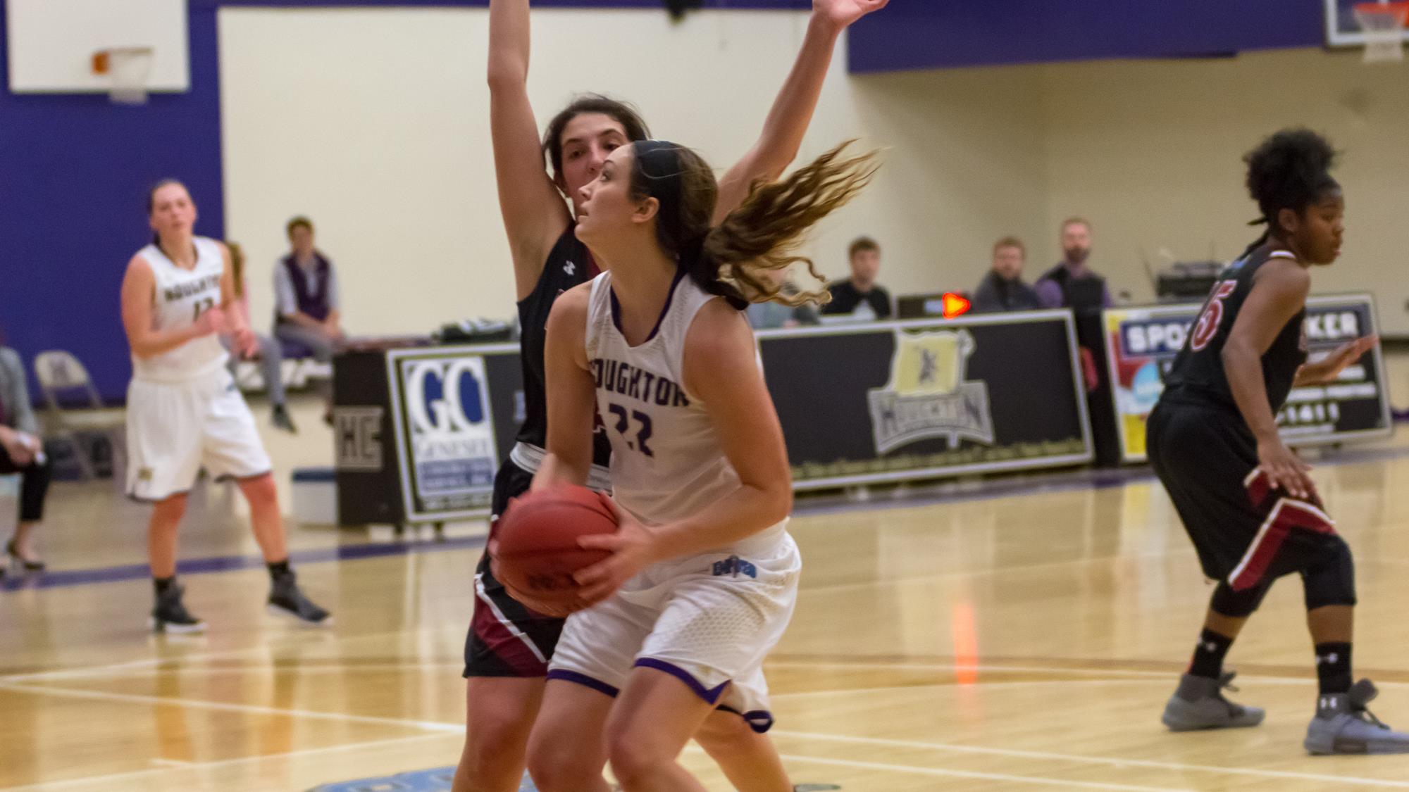Madison Detwiler - Women's Basketball - Houghton University Athletics