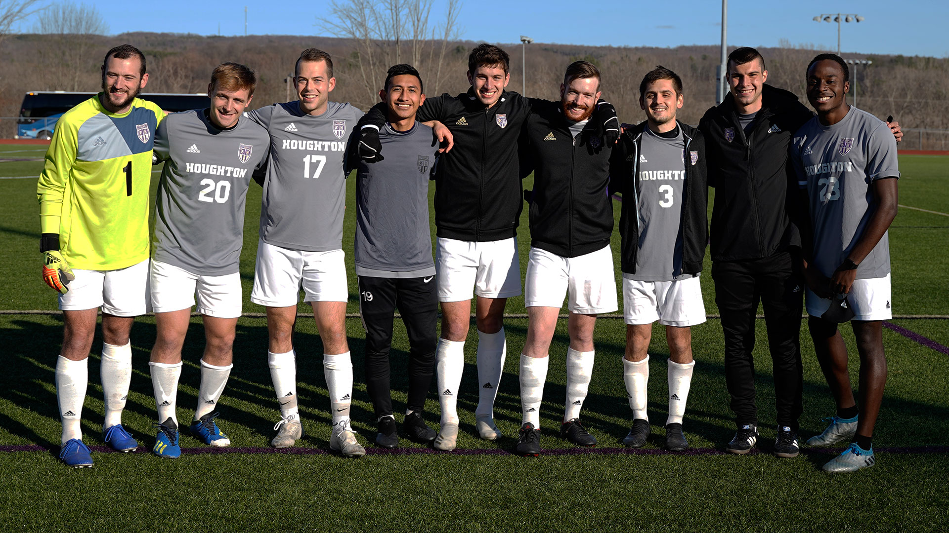 Julius Klohr - Men's Soccer - Houghton University Athletics