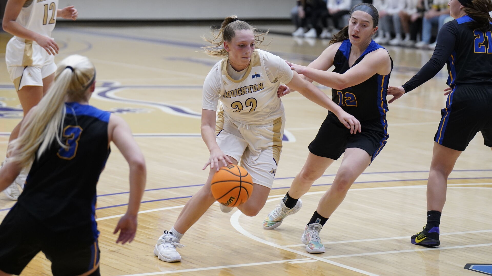 Carlee Miller - Women's Basketball - Houghton University Athletics