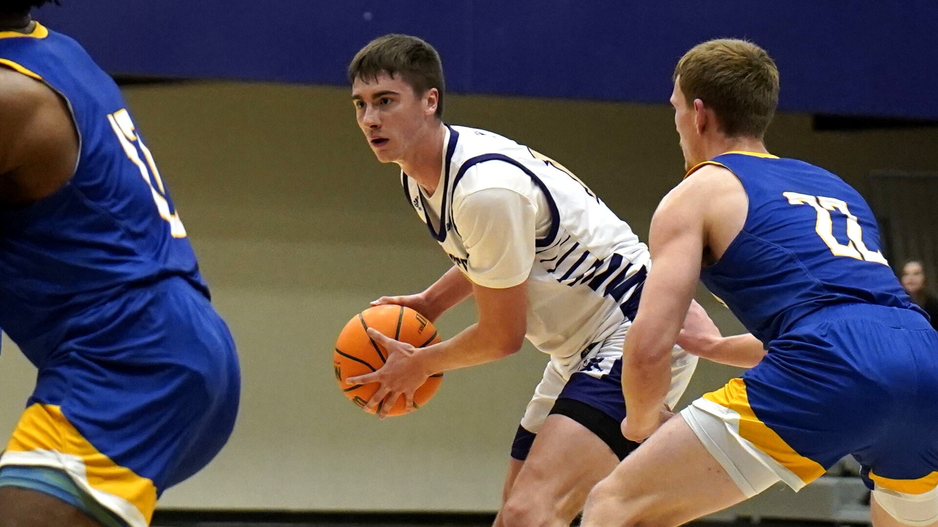 Golden Flyers Hit Early & Often, Outpace Highlanders - Houghton ...