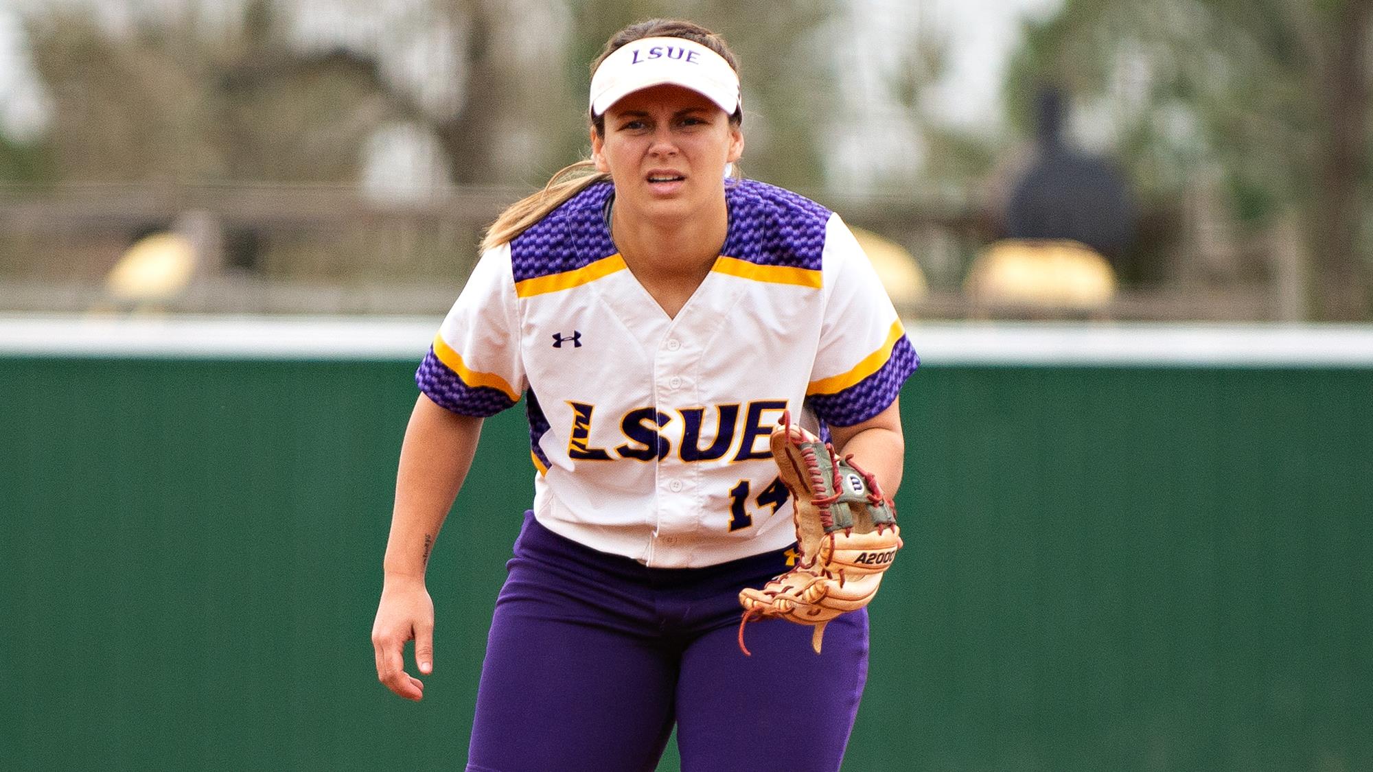 No. 2 LSUE Sweeps Through First Day Of NFCA Lead-Off Classic - LSU ...