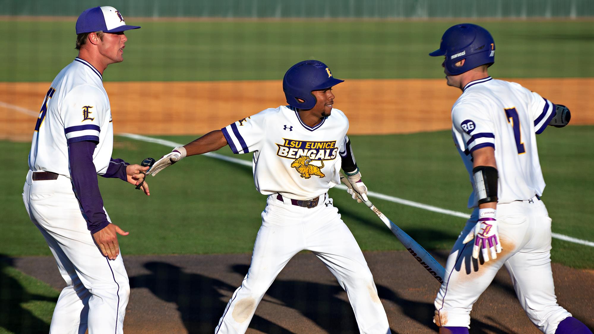 Eight-Run Frame Triggers Run-Rule Opener vs. Tyler JC - LSU Eunice ...