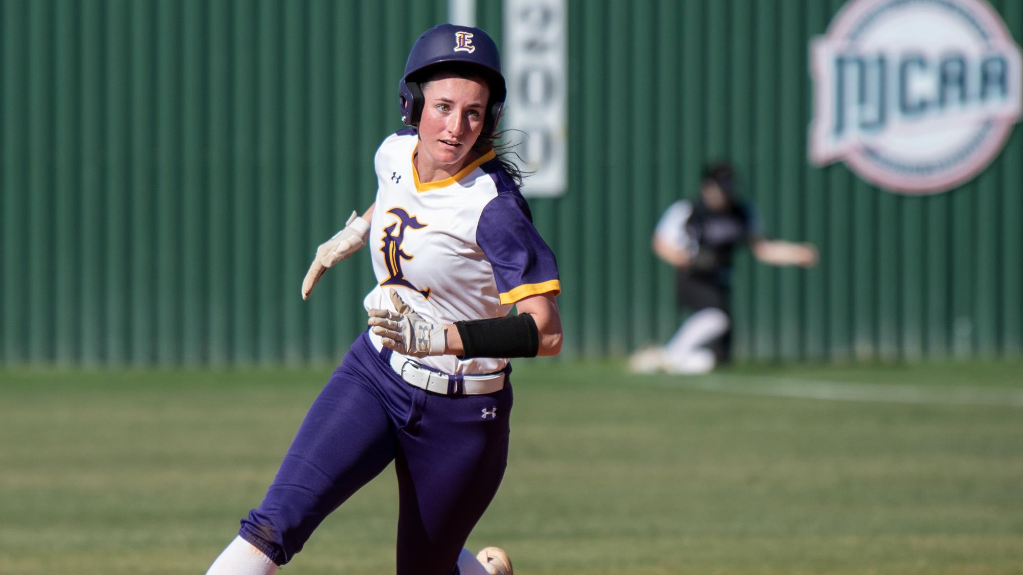 Fontenot Shines In Blow Out Wins At BRCC - LSU Eunice Athletics