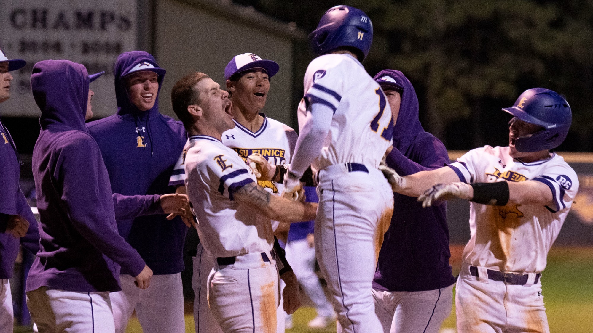 LSUE Grabs Series Opener vs. Monroe College - LSU Eunice Athletics