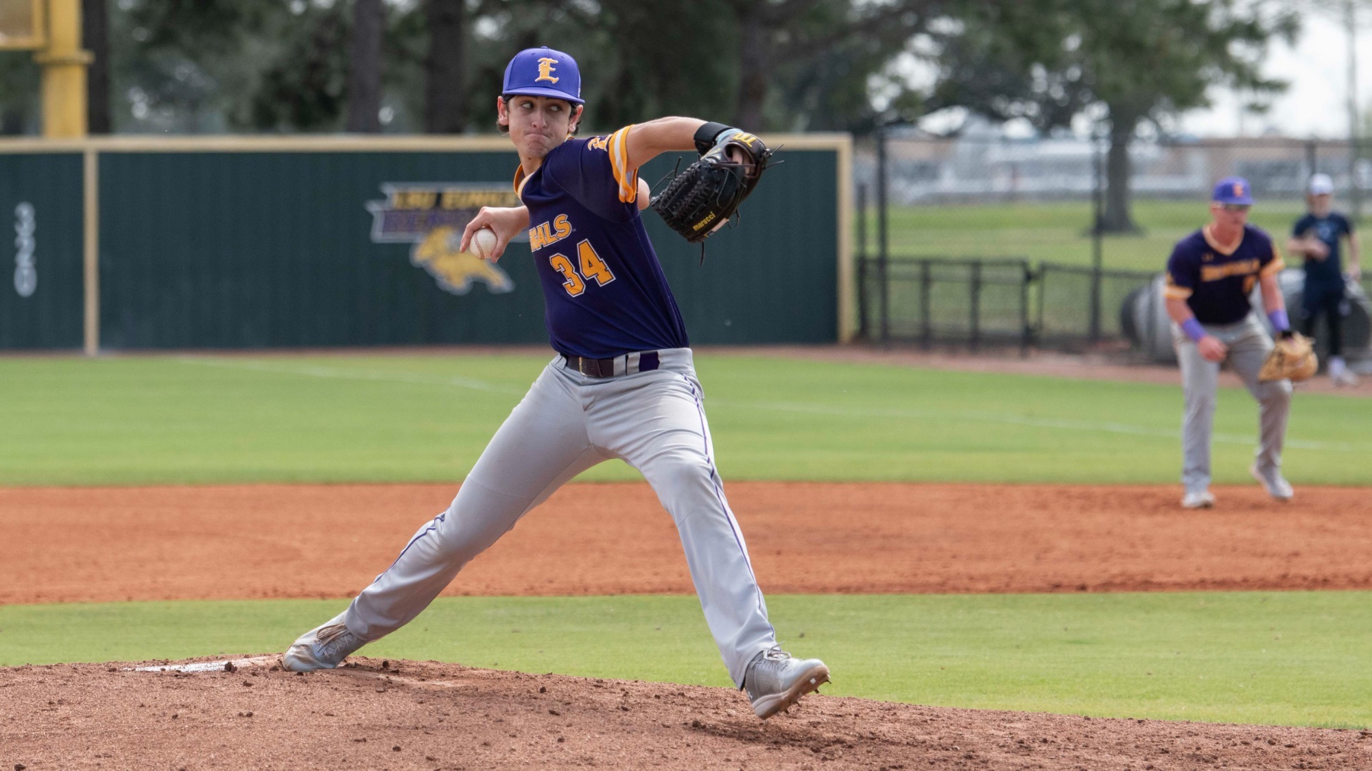 No. 2 LSUE Rolls To Saturday Sweep - LSU Eunice Athletics