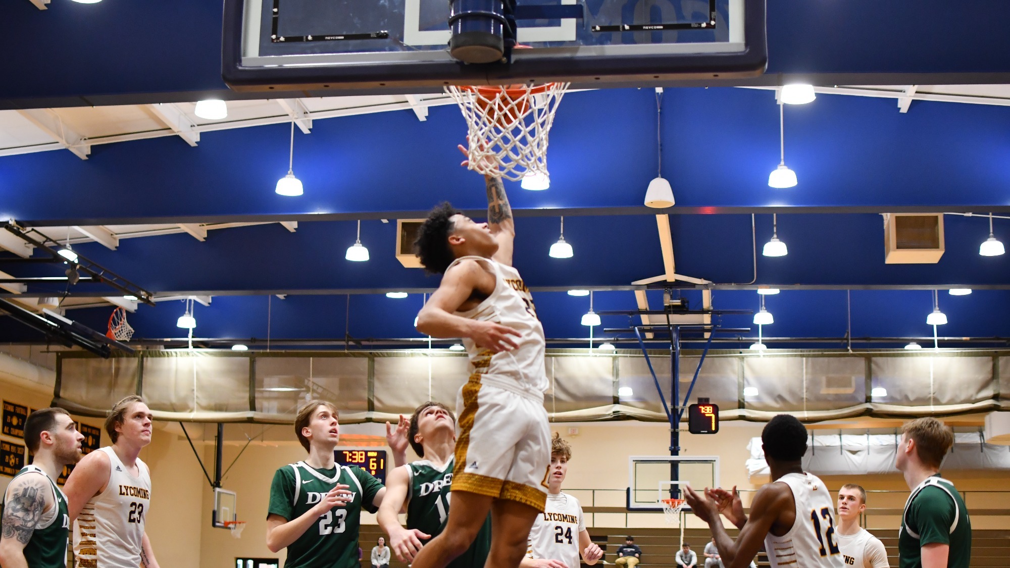 Valentine scores career-high 29 against Drew - Lycoming College Athletics