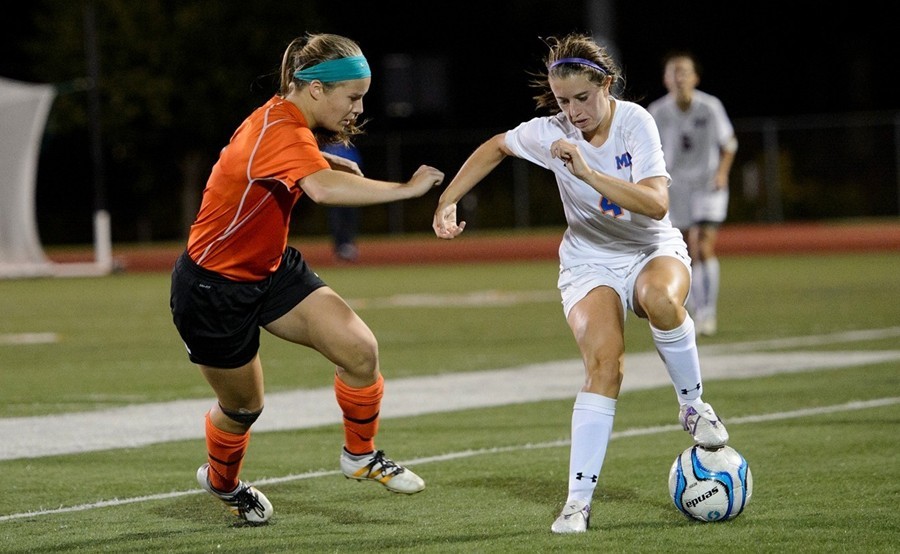 Molly Adams - Women's Soccer - Macalester College Athletics