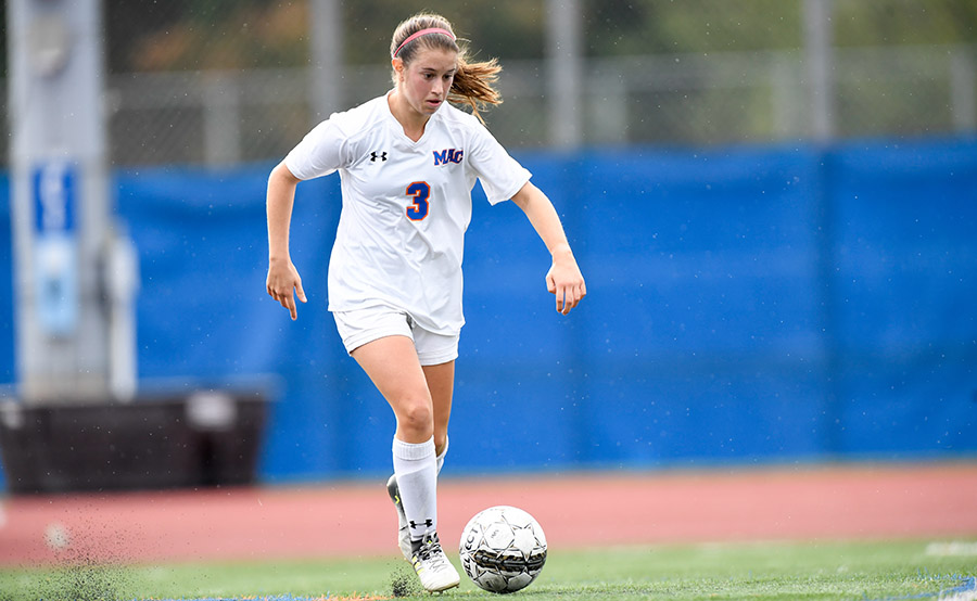 Molly Adams - Women's Soccer - Macalester College Athletics