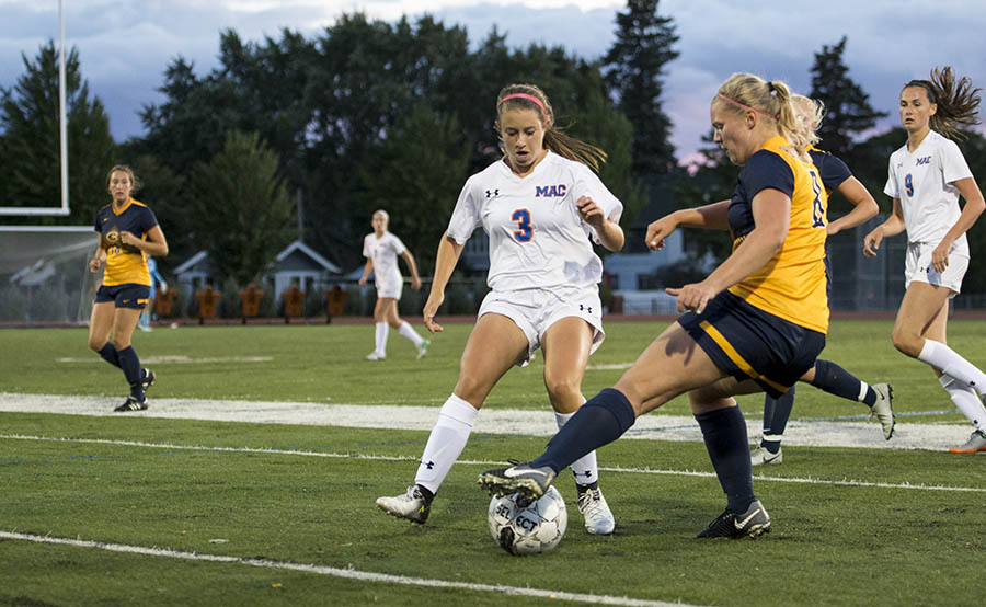 Molly Adams - Women's Soccer - Macalester College Athletics