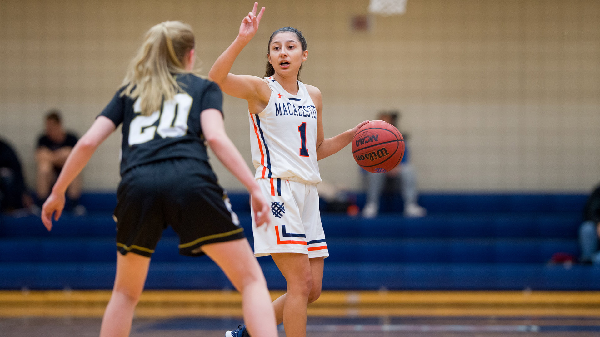 Justine Barraza - Women's Basketball - Macalester College Athletics