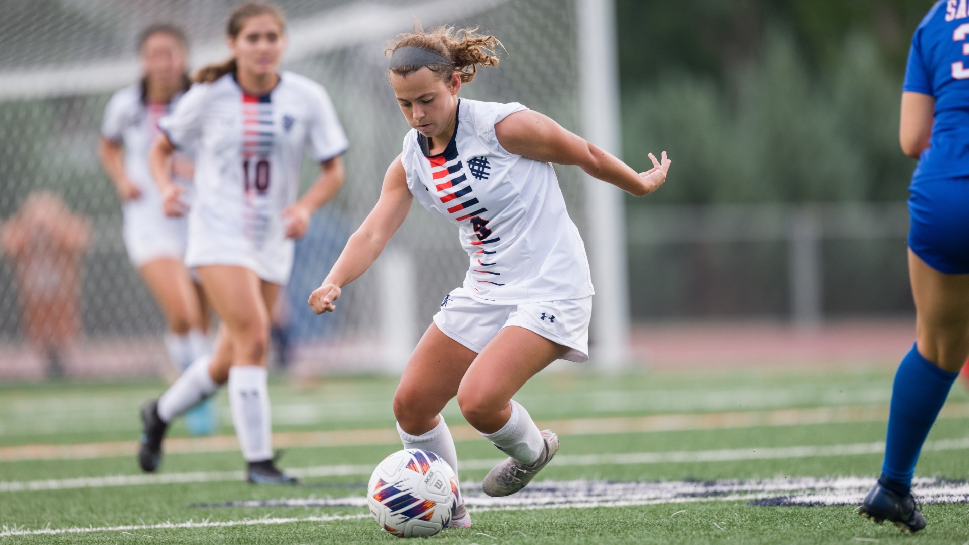 Women’s Soccer: Macalester Keeps Rolling with 1-0 Win over Saints ...