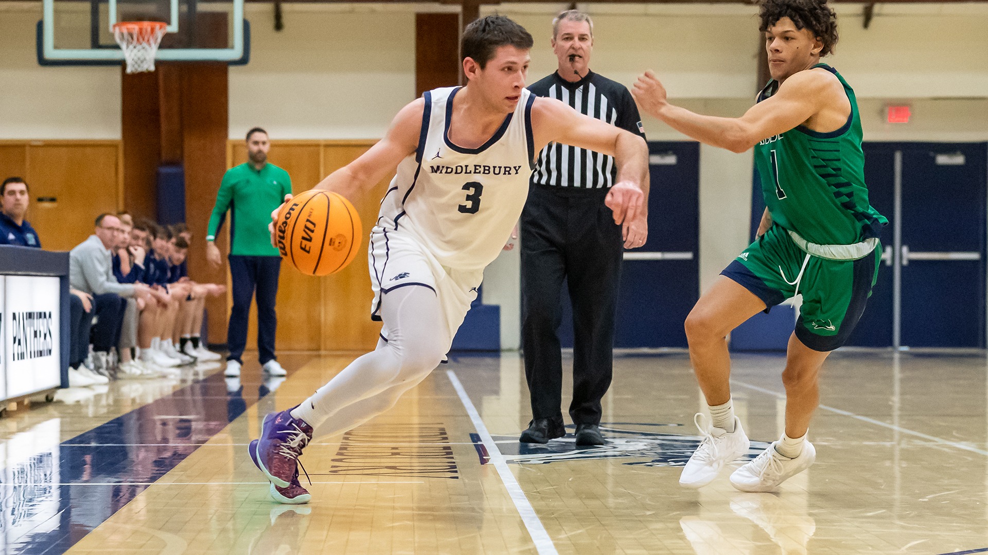 Men’s Basketball Holds Off Bowdoin 71-67; Osher Joins 1,000 Point Club ...