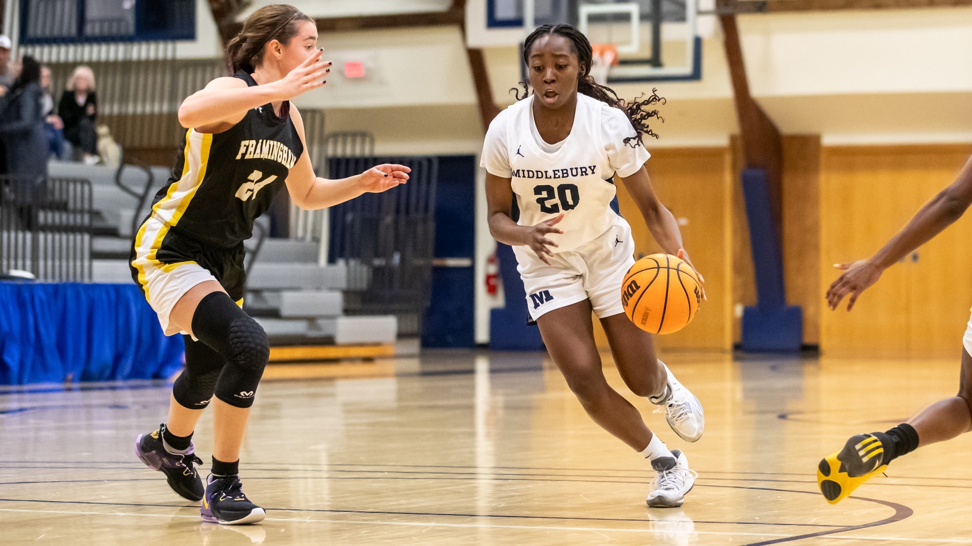 First-Half Runs Spark Women’s Basketball Past Wellesley 57-37 ...