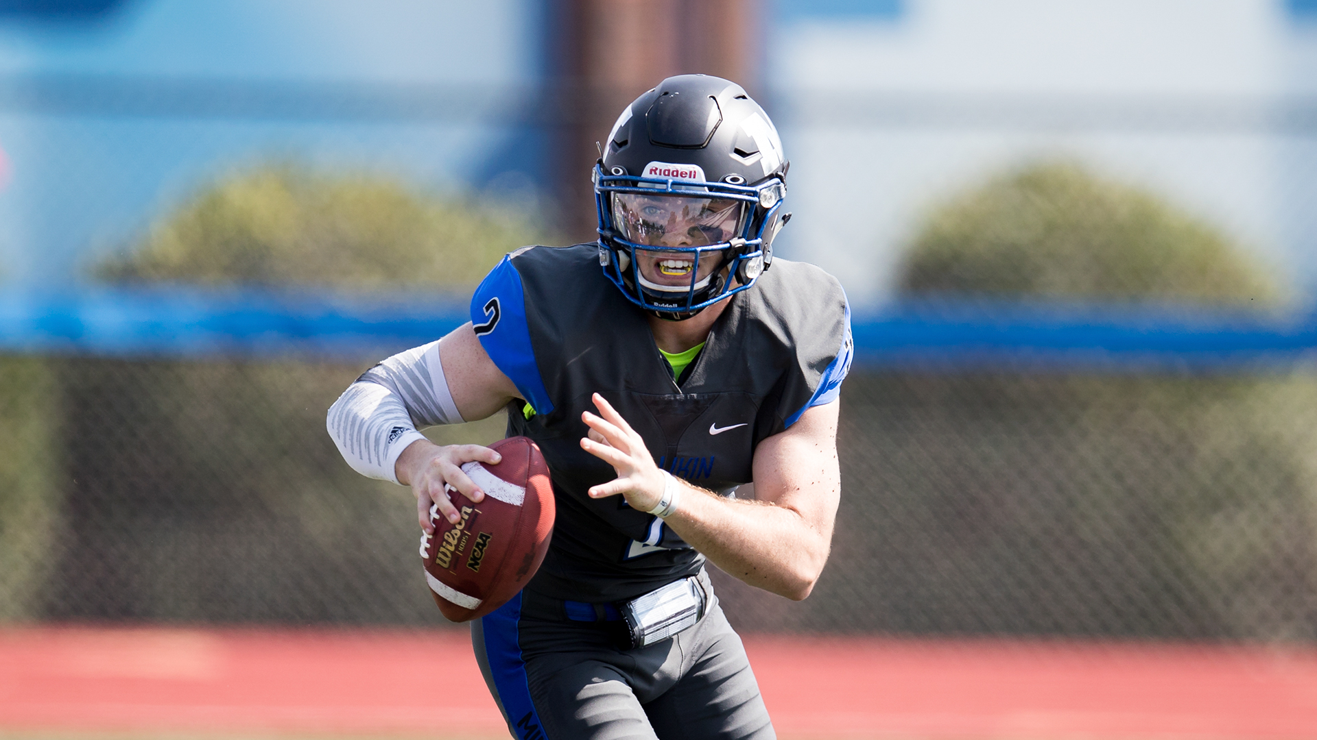 Big Blue Football Loses at #22 Wheaton - Millikin University Athletics