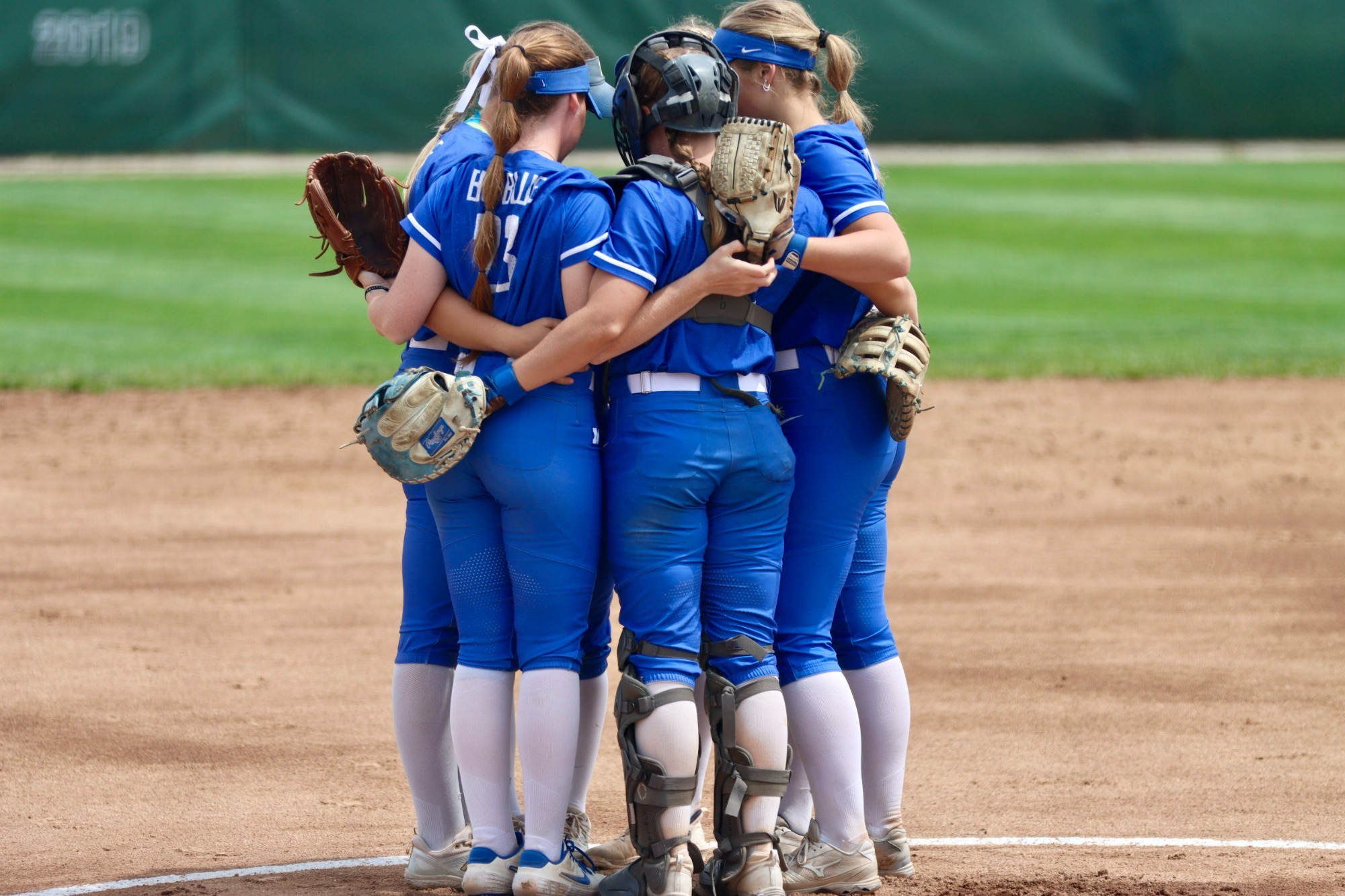 Seventeen Big Blue Softball Players named Easton/NFCA All-America ...