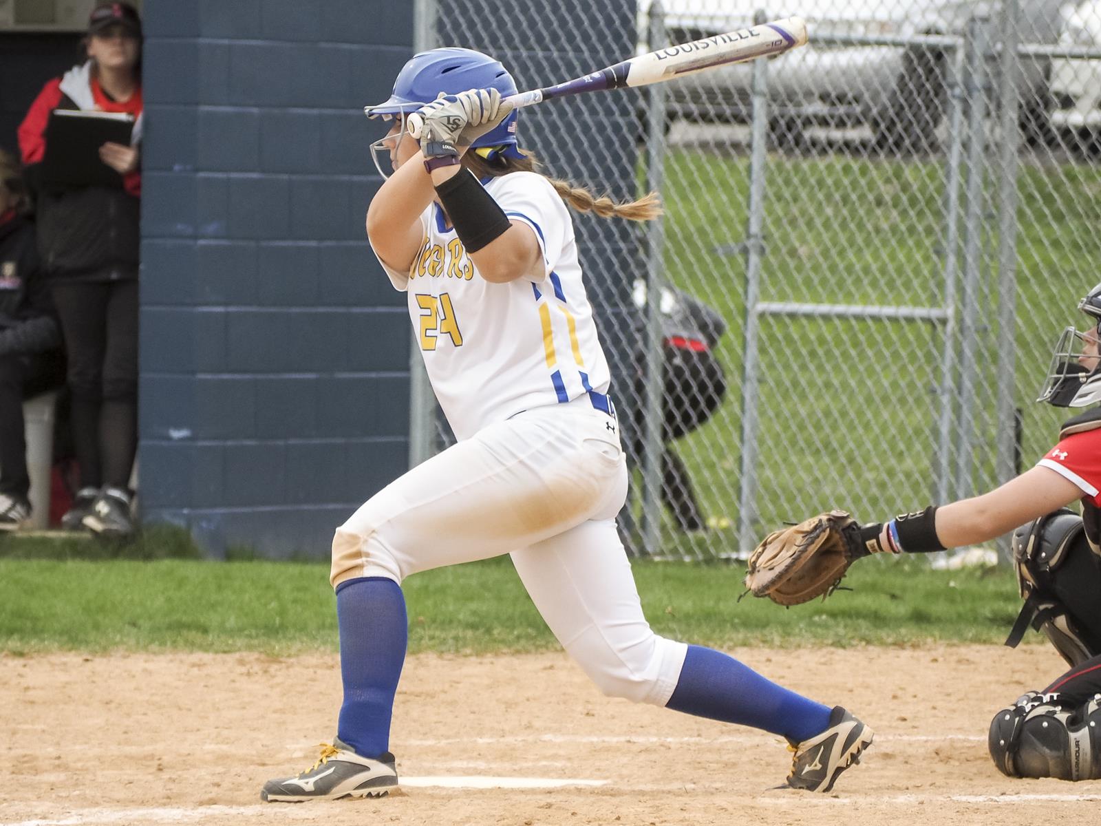 Brooke Moyle - Softball - Misericordia University Athletics
