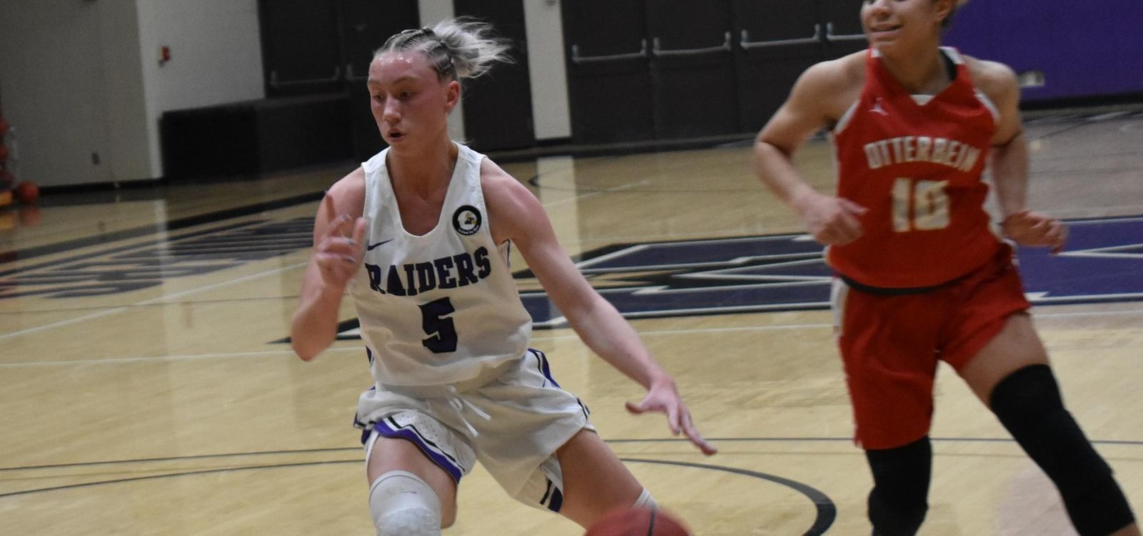 Women's Basketball: Fourth Quarter Comeback Gives Raiders First Win of ...