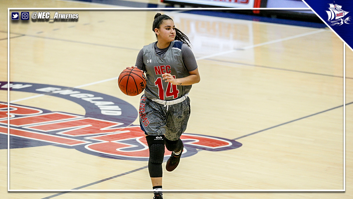 Women's Basketball Pull Away From Elms College, 66-56 - New England College