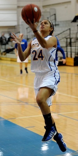 Natalie Cerda - Women's Basketball - North Park University Athletics