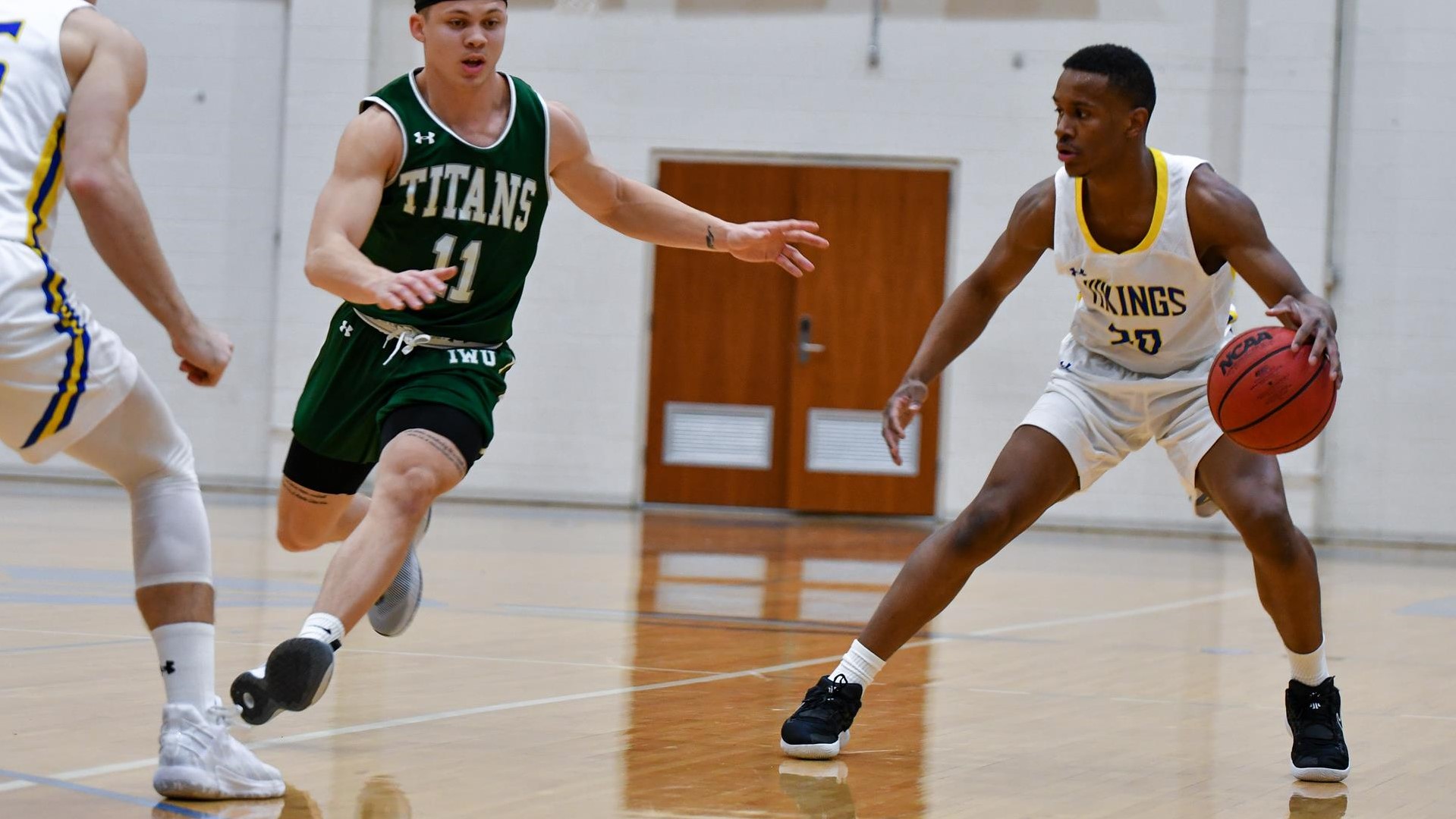 Izaiah Sanders - Men's Basketball - North Park University Athletics