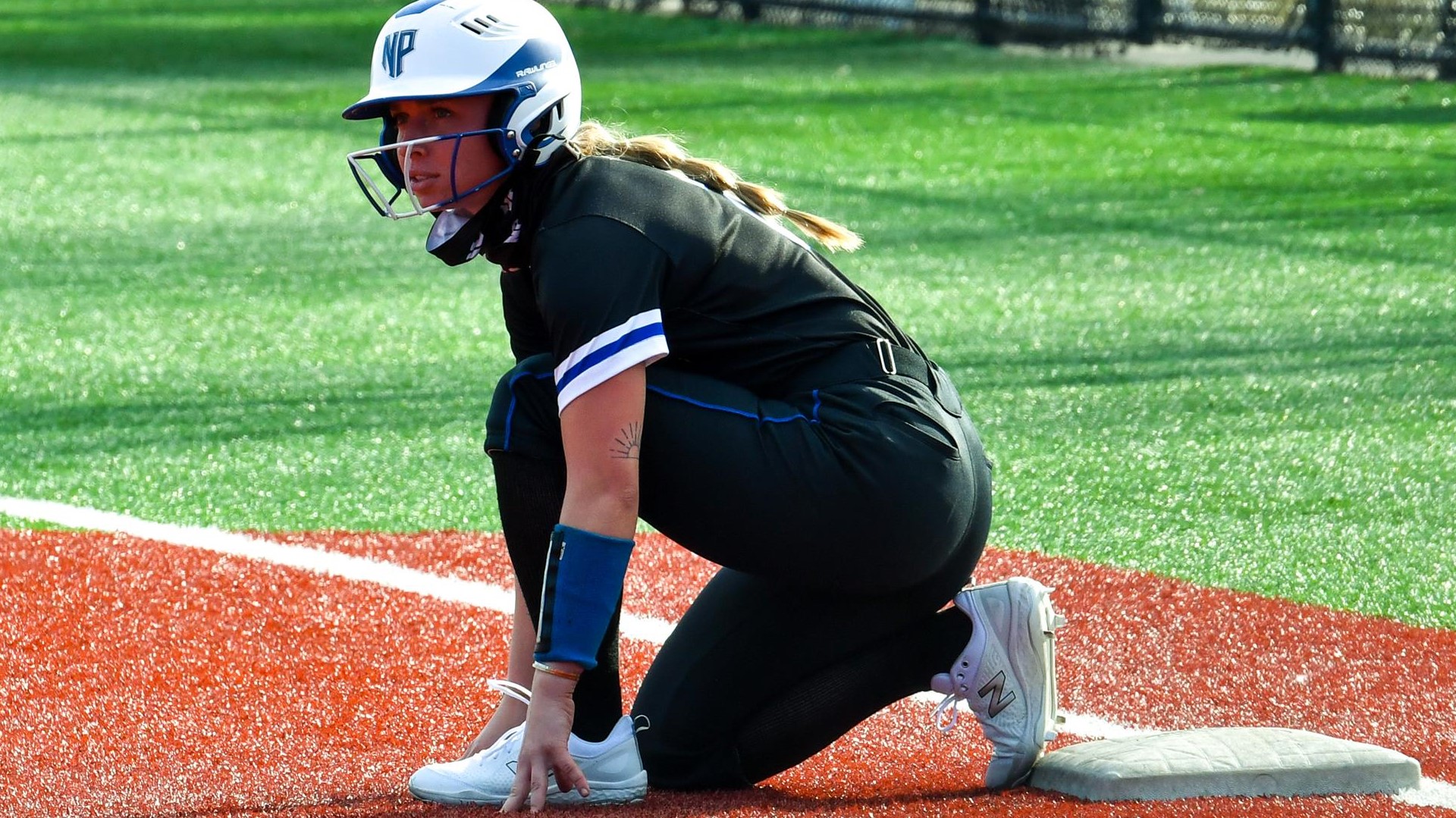 Ellie Manderfeld - Softball - North Park University Athletics