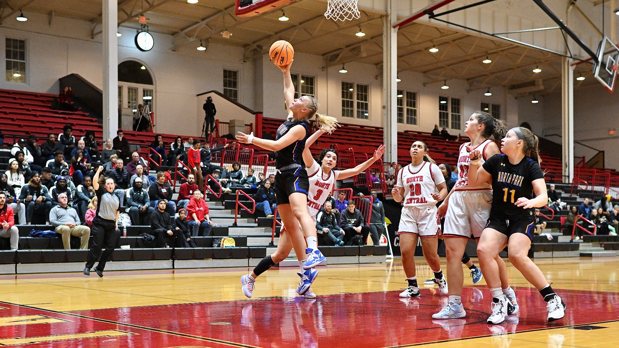 Felicia Sunden - Women's Basketball - North Park University Athletics