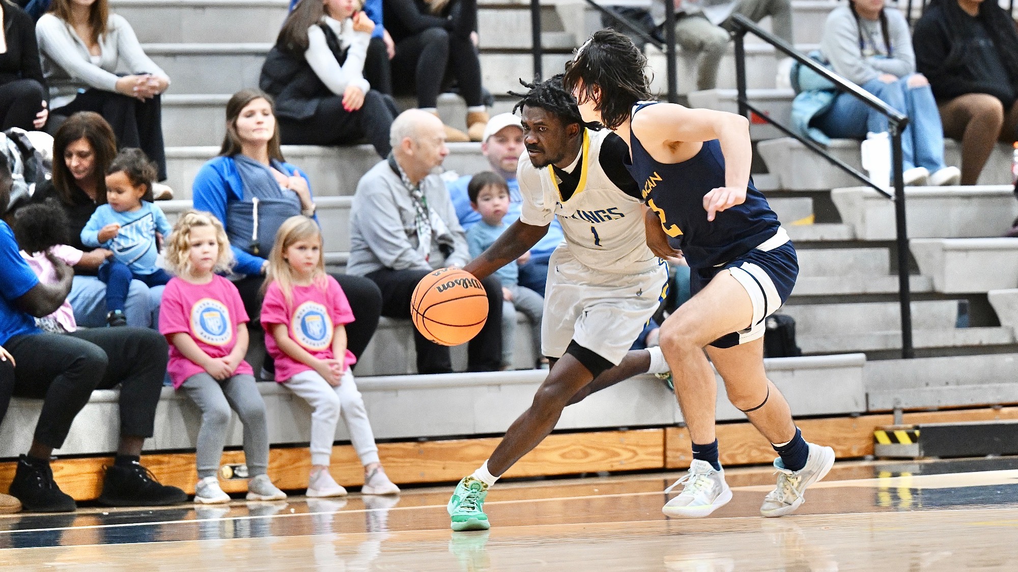 Shamar Pumphrey - Men's Basketball - North Park University Athletics