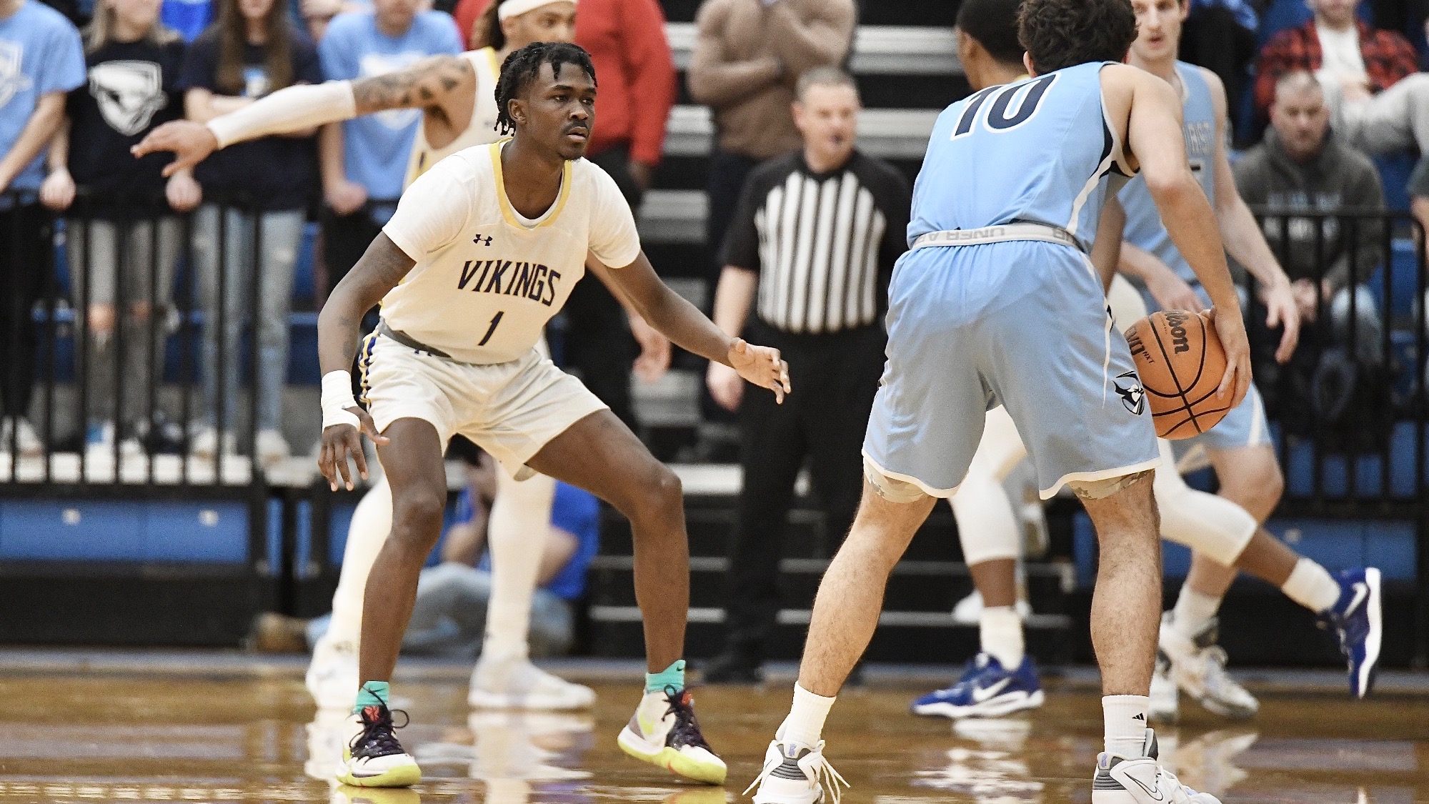 Shamar Pumphrey - Men's Basketball - North Park University Athletics