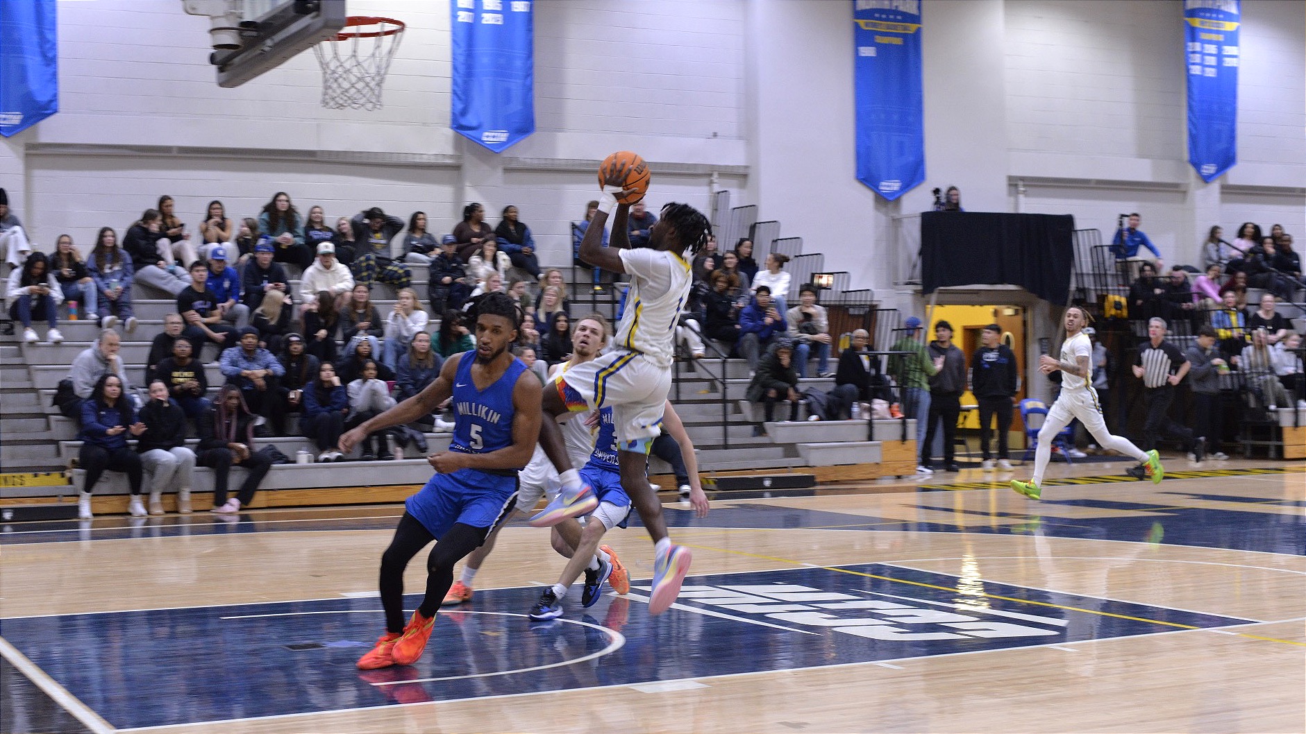 Shamar Pumphrey - Men's Basketball - North Park University Athletics