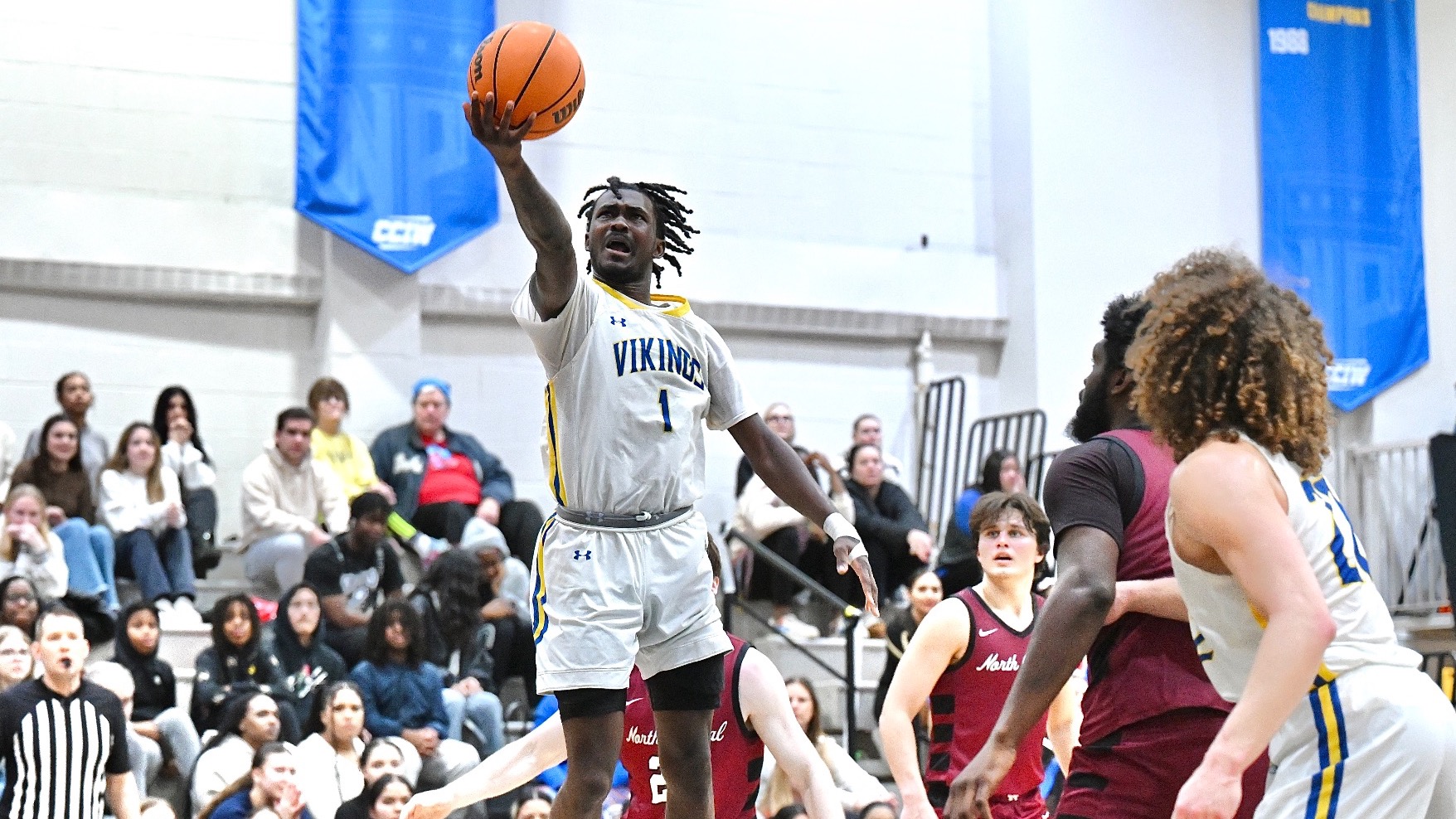 Shamar Pumphrey - Men's Basketball - North Park University Athletics