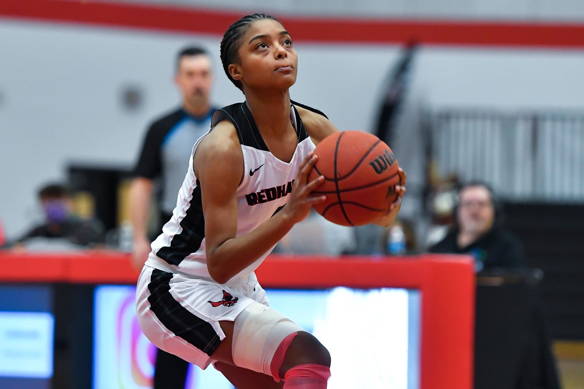 Nyah Johnson - Women's Basketball - Roberts Wesleyan University Athletics
