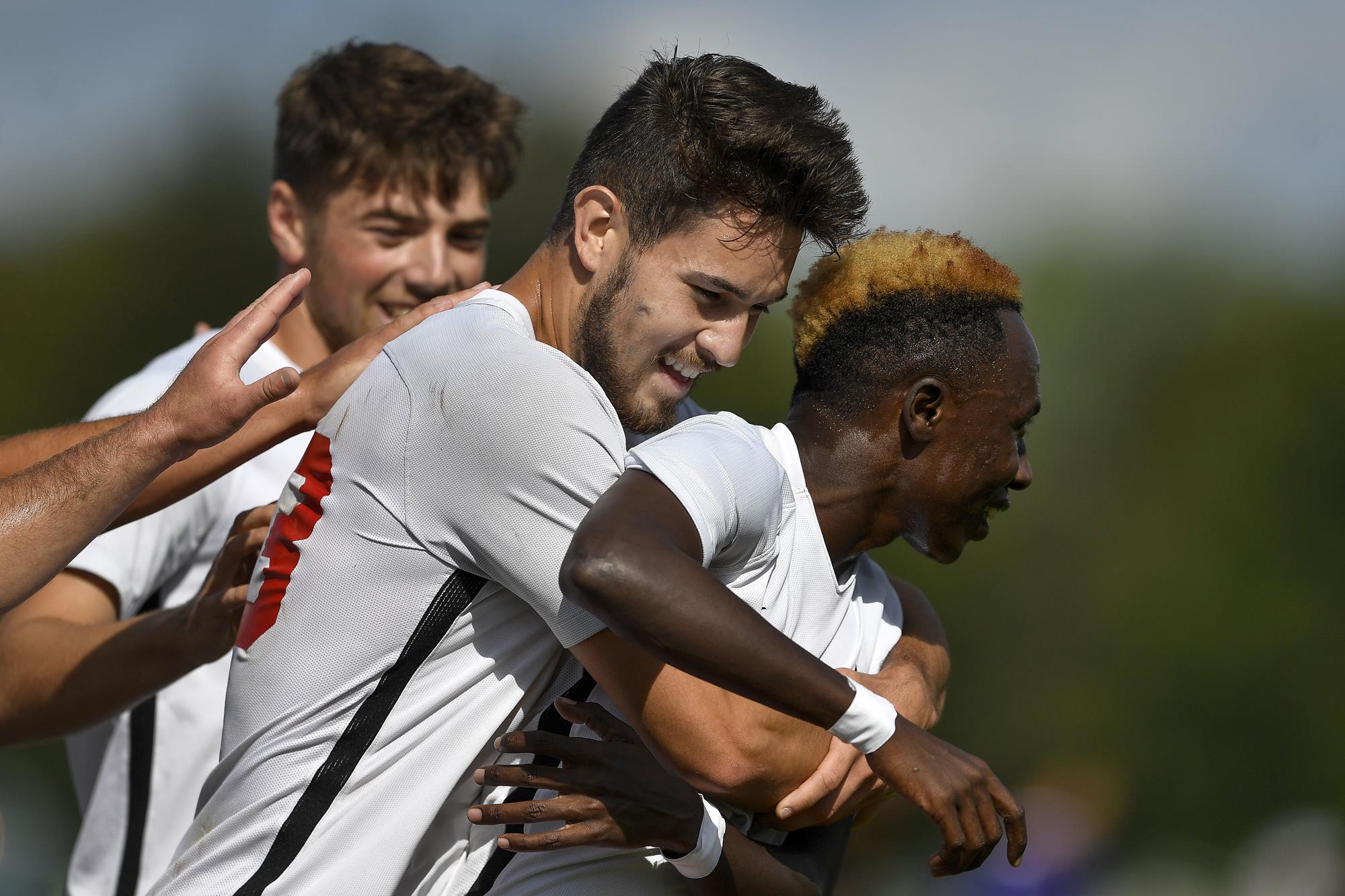 Dylan Ruiz - Men's Soccer - Roberts Wesleyan University Athletics