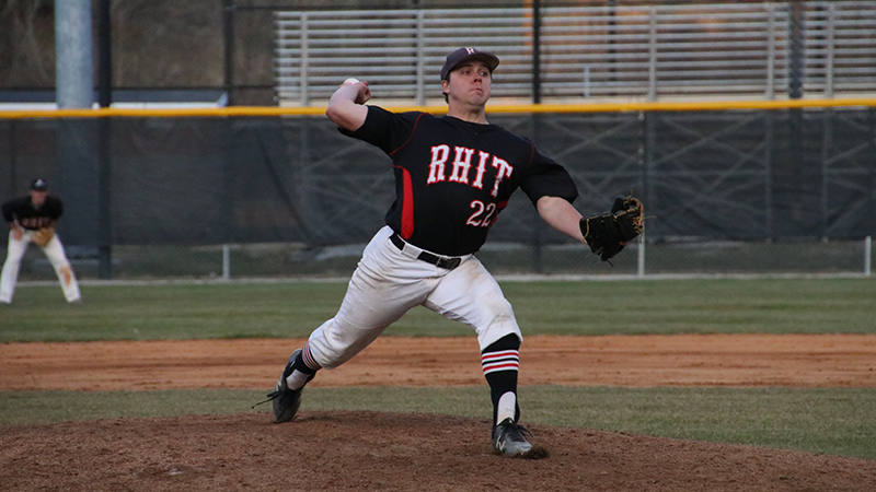 Rose-Hulman Baseball Knocks Off Previously 13-1 Fontbonne 11-10 - Rose ...
