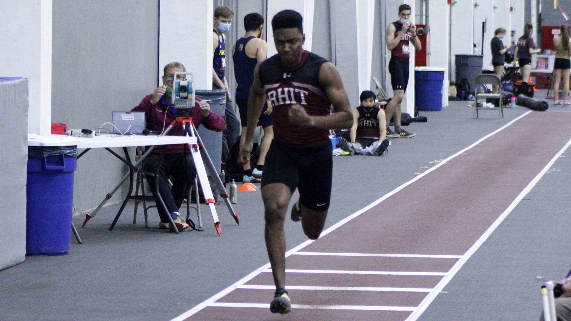 Marcus Hughes-Oliver - 2021 - Men's Track and Field - Rose-Hulman ...